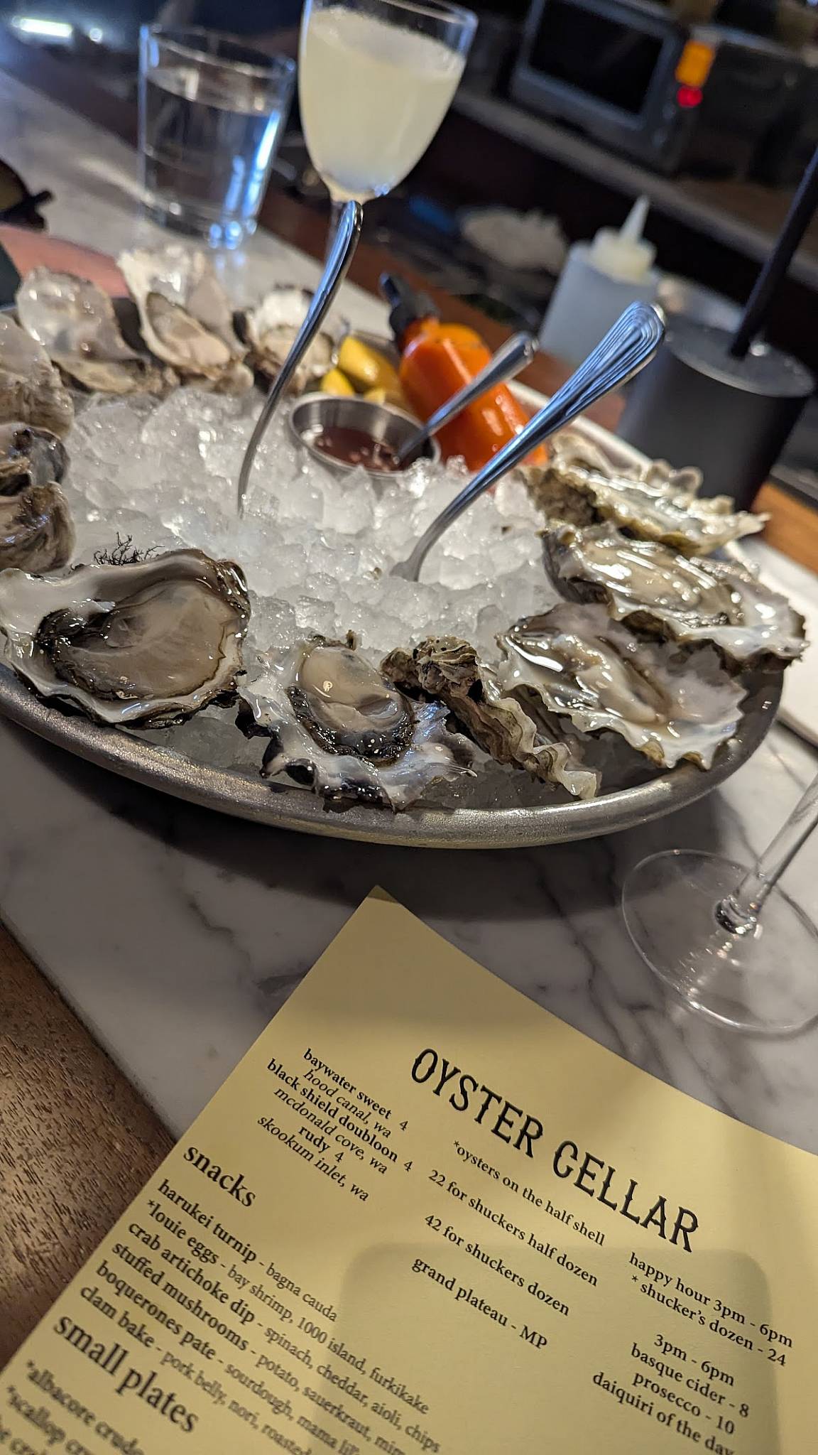 Carta del pub y bar Oyster Cellar, Seattle