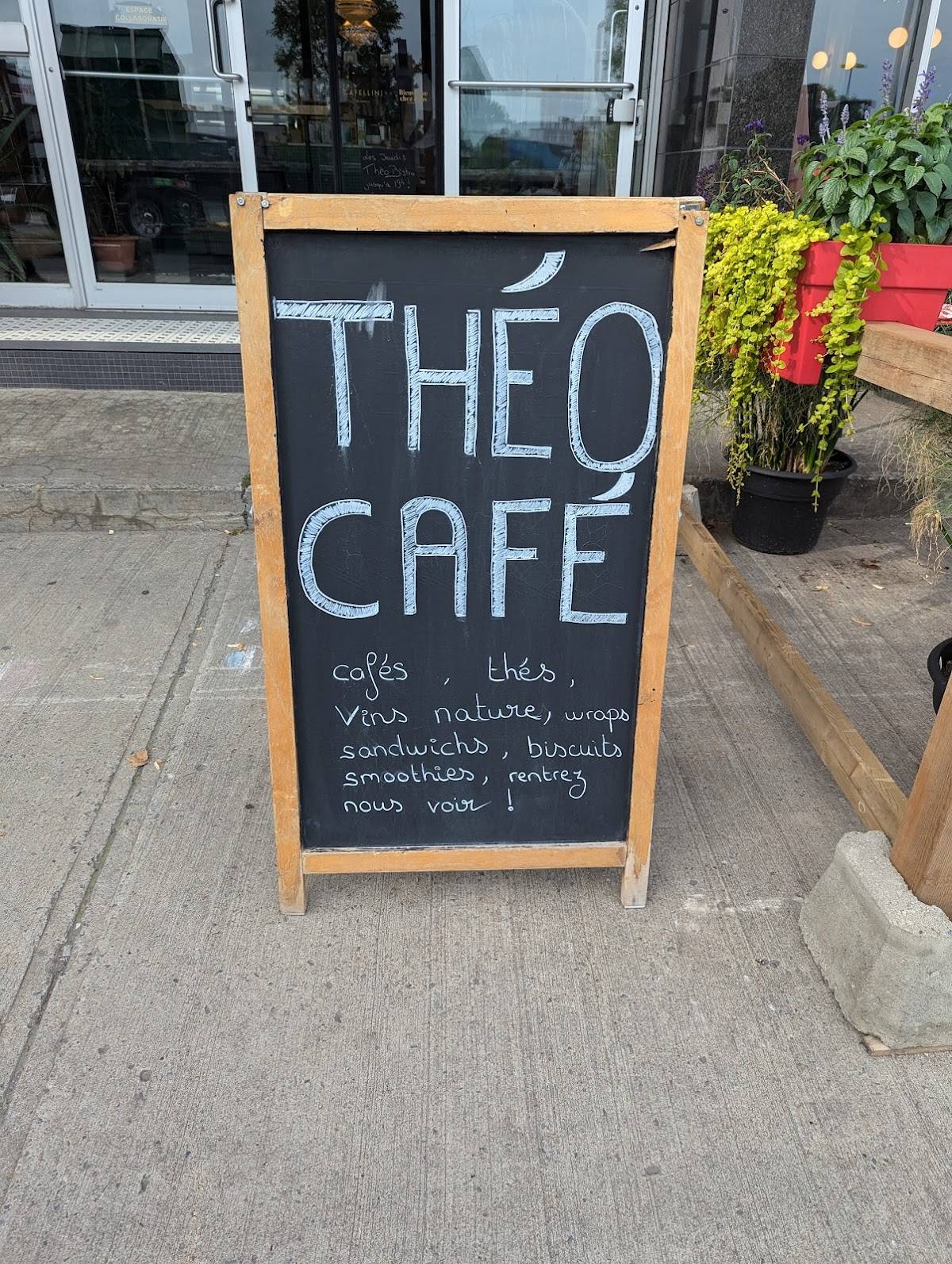 Menu au Théo Café, Longueuil