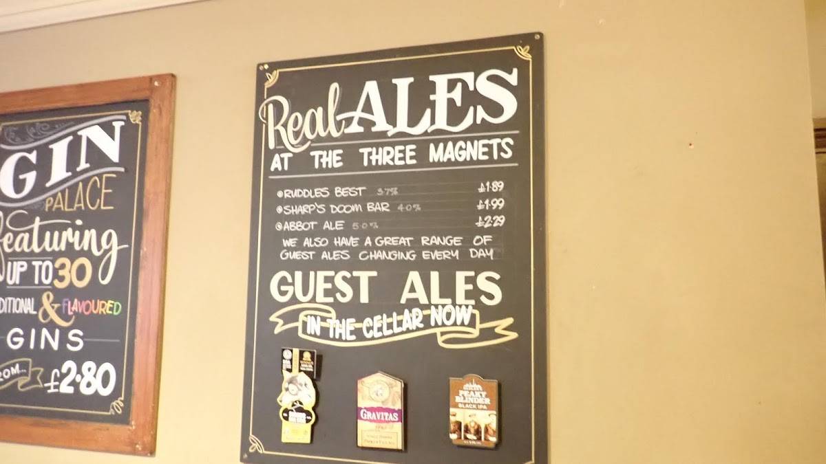 Menu at Three Magnets - JD Wetherspoon pub & bar, Letchworth Garden ...