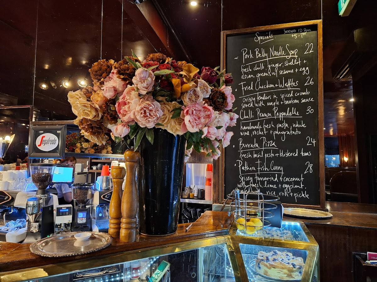 Menu at Tilley's Devine Cafe Gallery, Lyneham