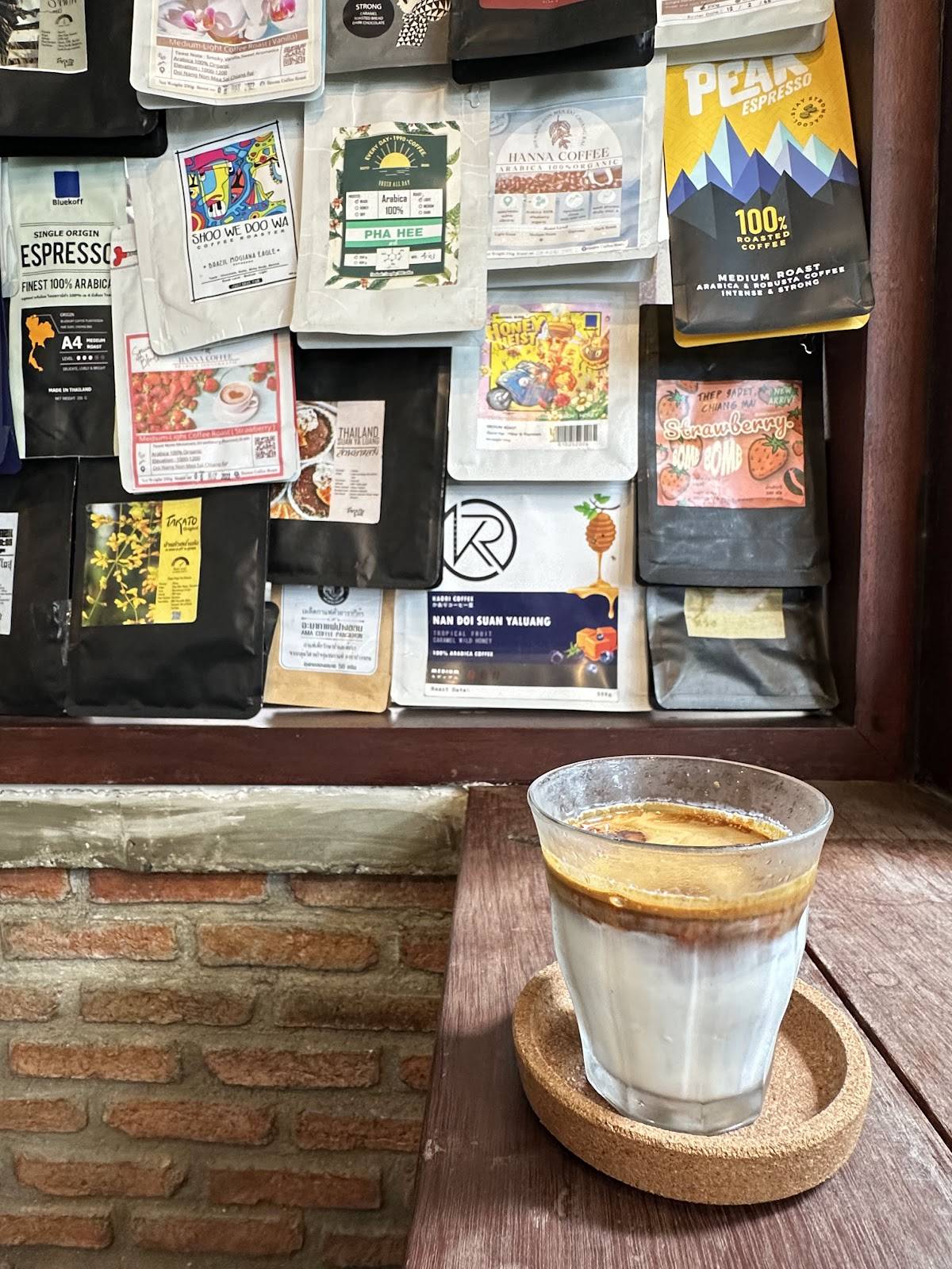 Menu at บ้านหลังวัด Baan Lang Wat (Cafe & Roastery), Bangkok