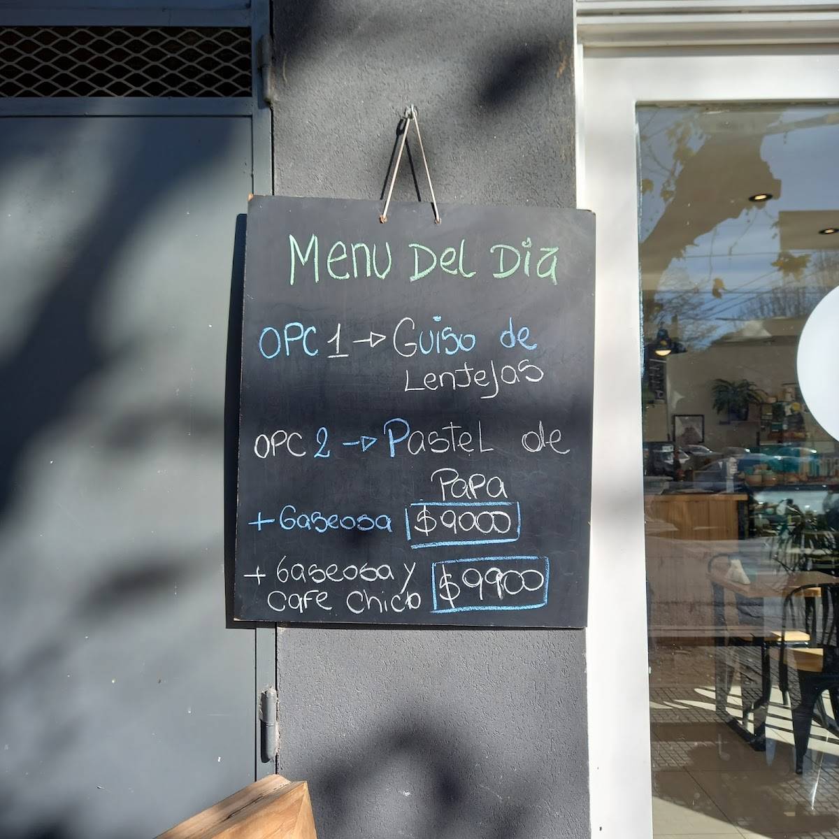 Carta de Dorina Café Villa Urquiza, Buenos Aires