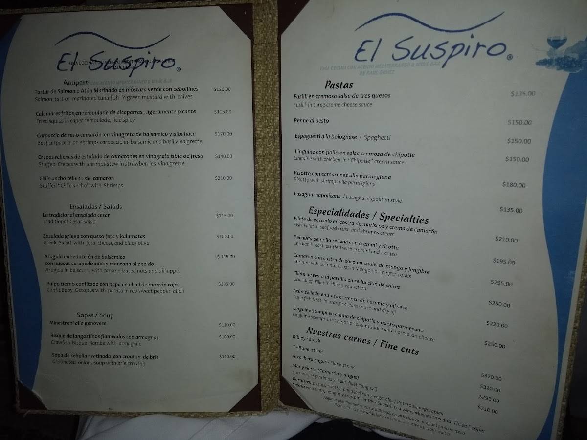 Menu at El Suspiro restaurant, Zihuatanejo