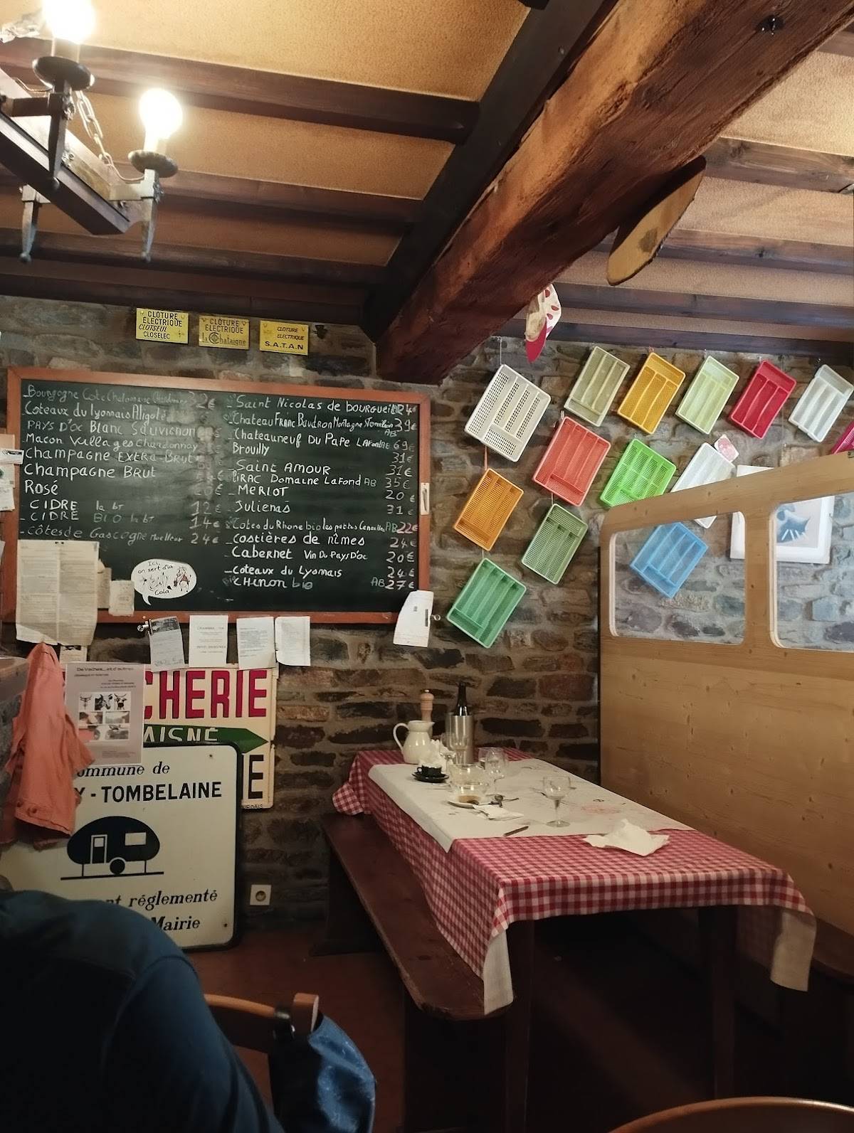 Menu au Chez François pub et bar, Genêts