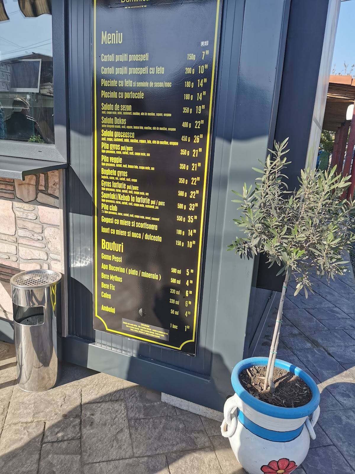 Menu at Gyros Box, Dumbrăvița