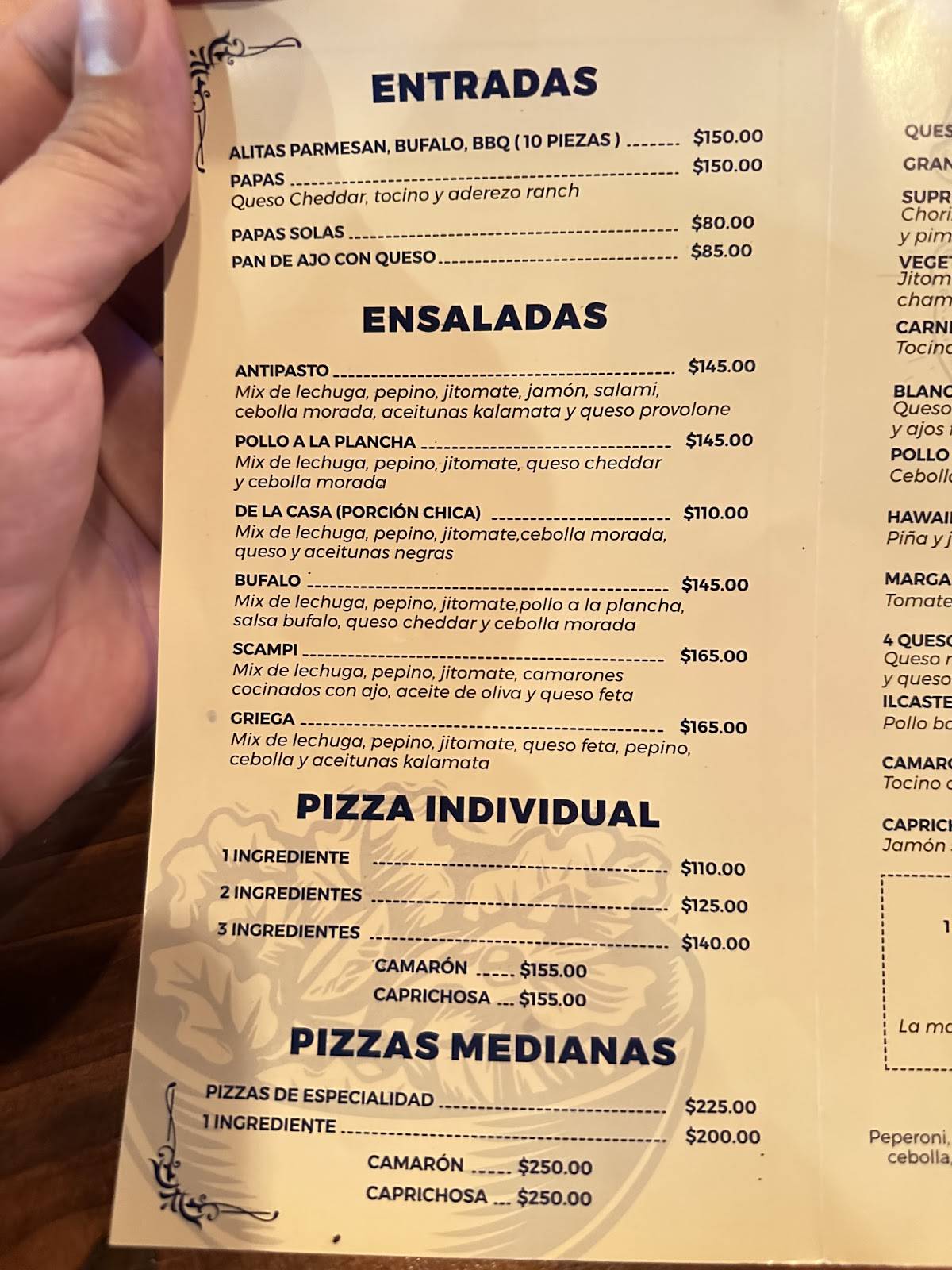 Menu at Il Castello Pizzeria, San Miguel de Allende