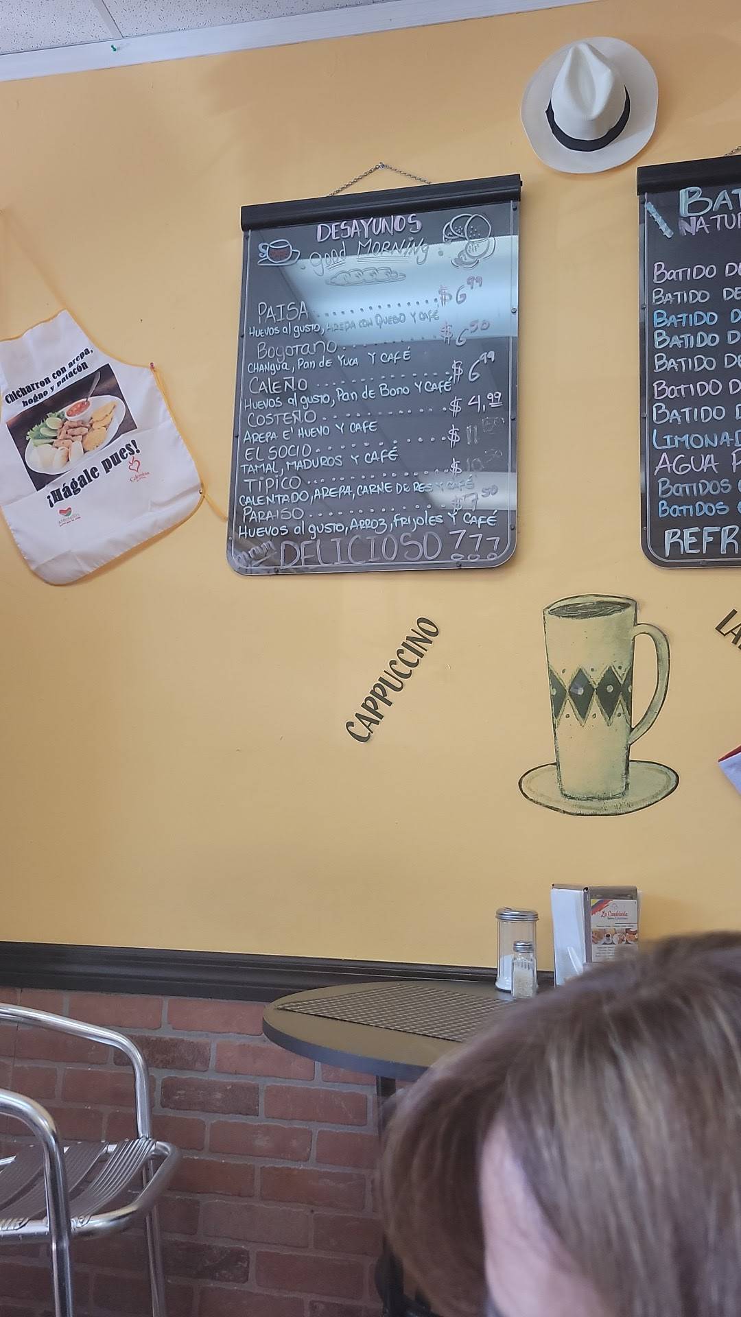 Menu at La Candelaria Bakery, Tamiami