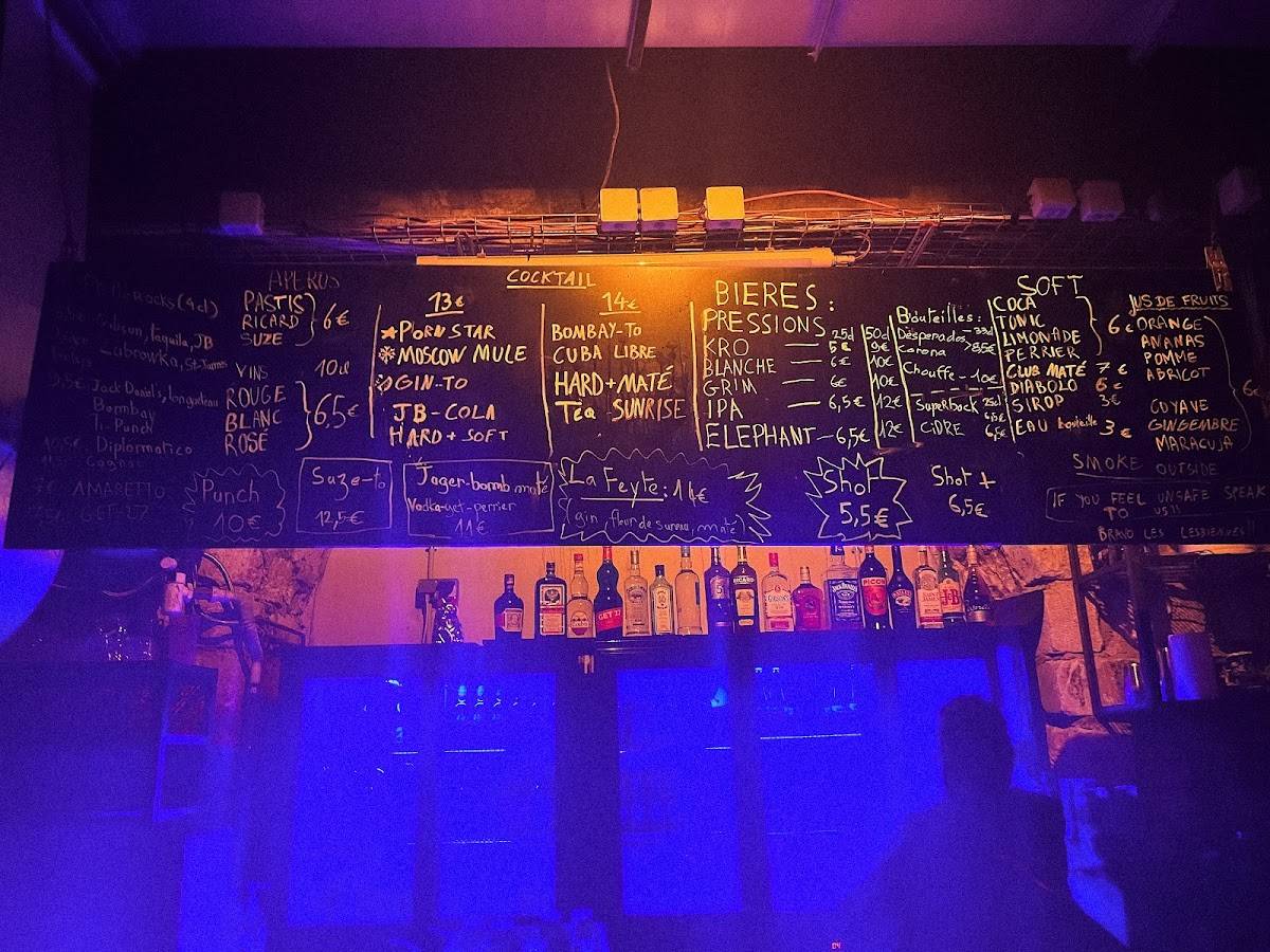 Menu au La Gare - Le Gore pub et bar, Paris
