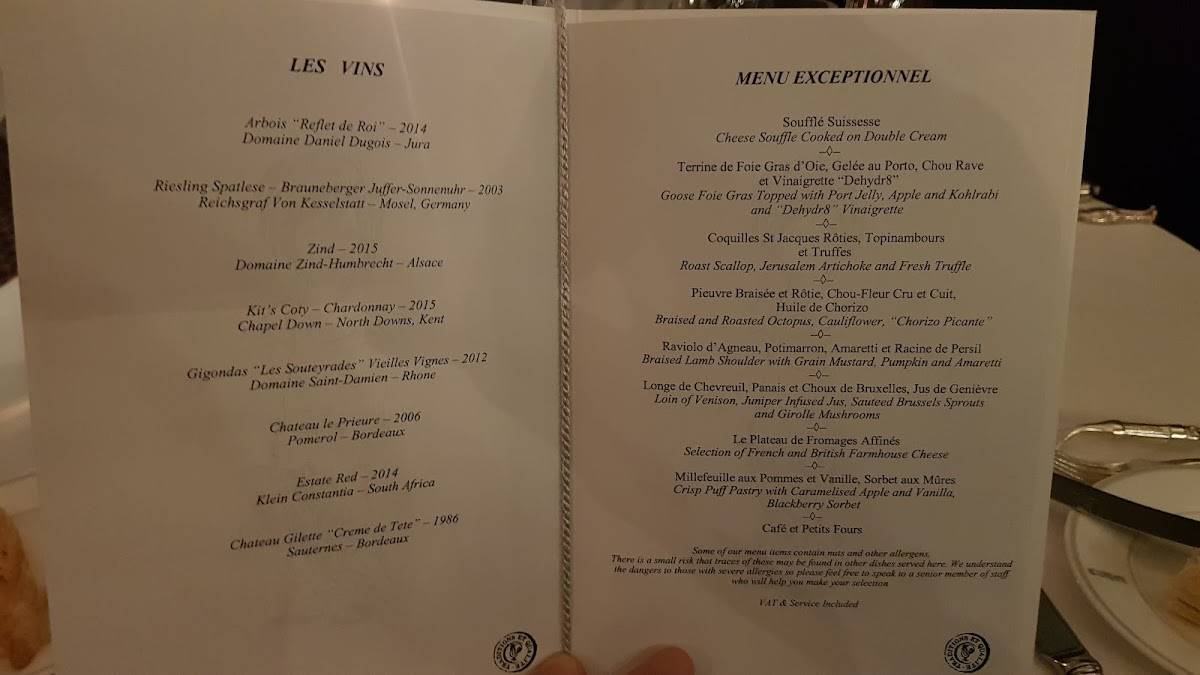 Menu at Le Gavroche restaurant, London