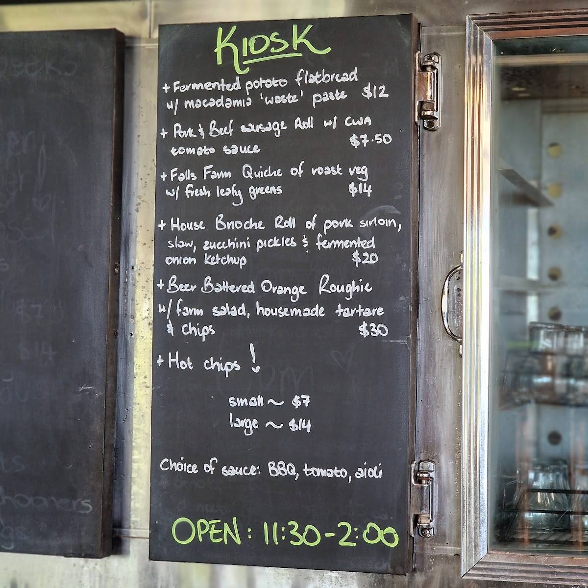 Menu at Mapleton Public House, Mapleton, 2 Flaxton Dr