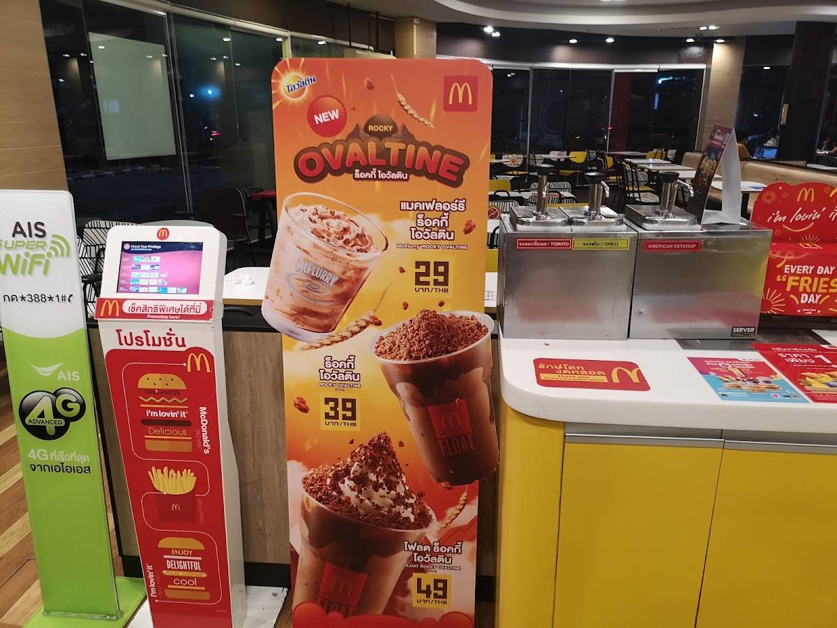 Menu at McDonald’s Big C extra branch restaurant, Lat Sawai