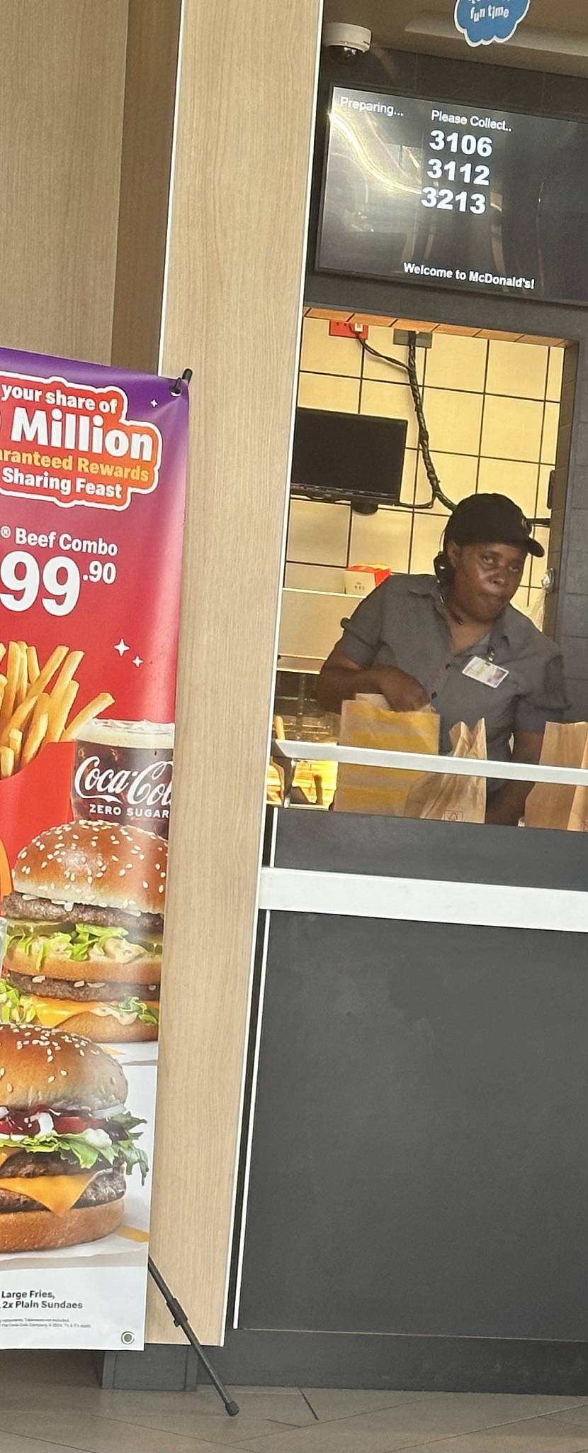 Menu at McDonald's Mompati Mall restaurant, Vryburg