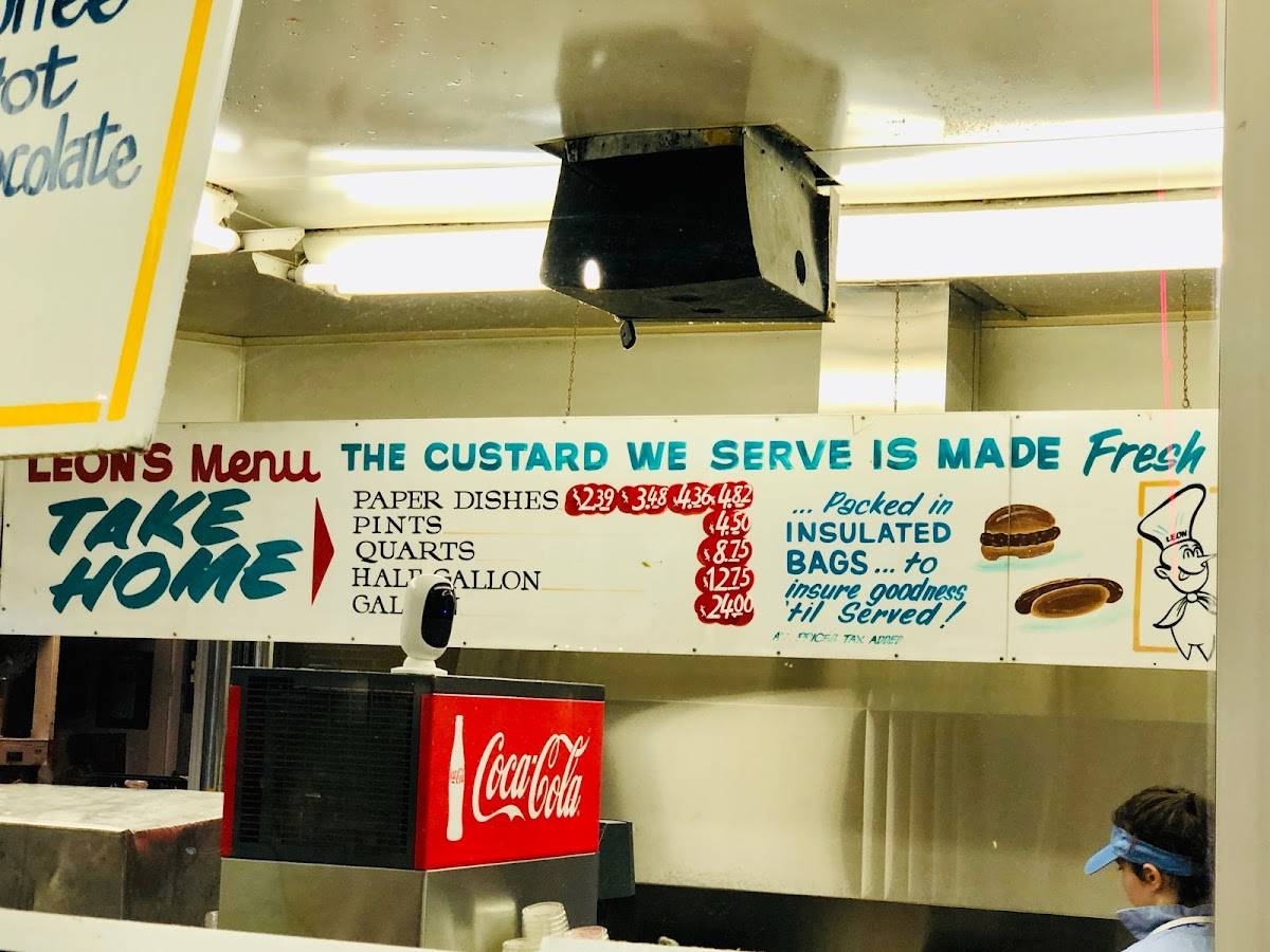 Menu at Leon's Frozen Custard desserts, Milwaukee
