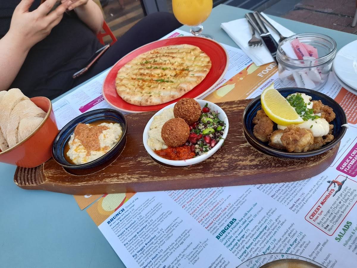 Menu at Molo Lounge pub & bar, Southend-on-Sea