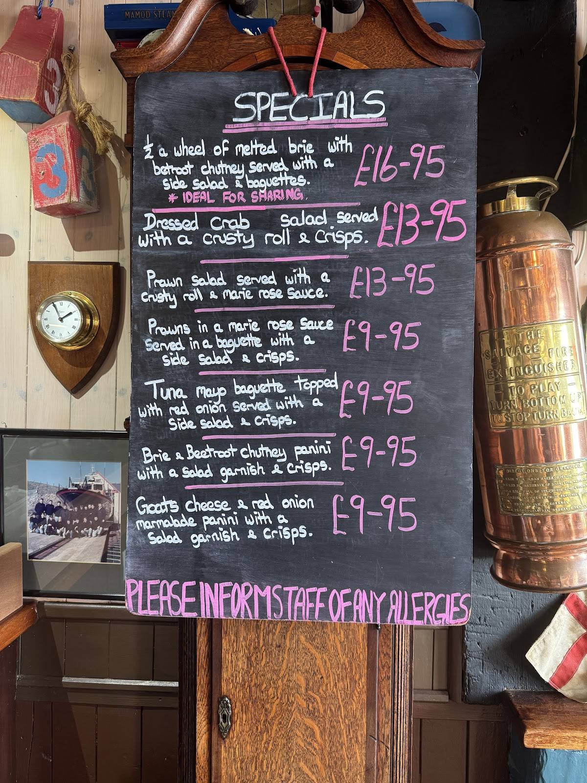 Menu at Tŷ Coch Inn pub & bar, Morfa Nefyn
