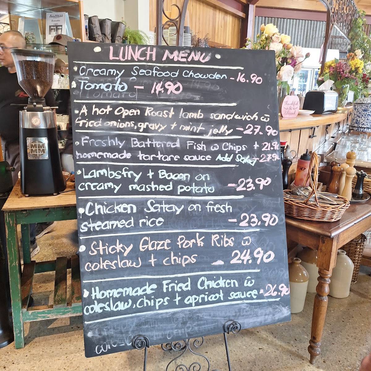 Menu at The Wrinkly Rams cafe, Omarama