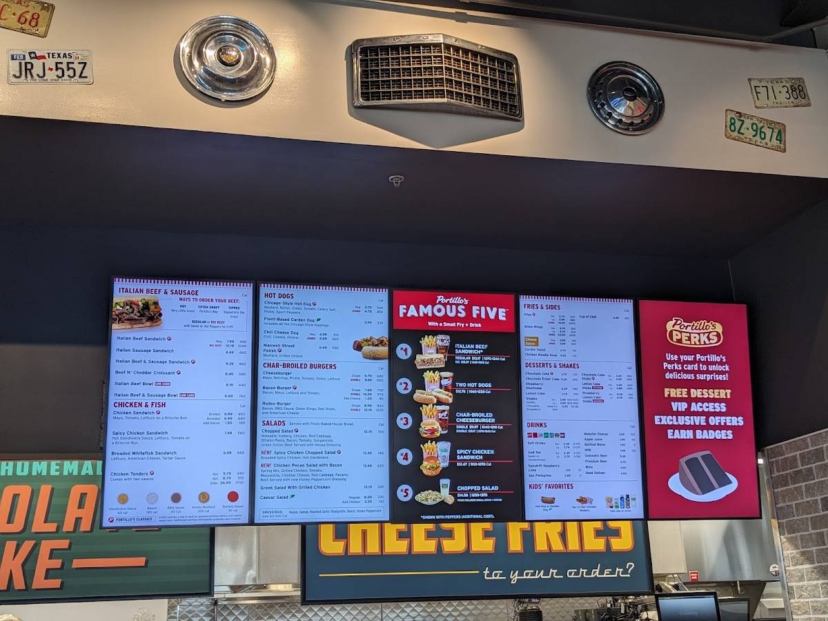 Menu at Portillo's Grapevine restaurant, Grapevine
