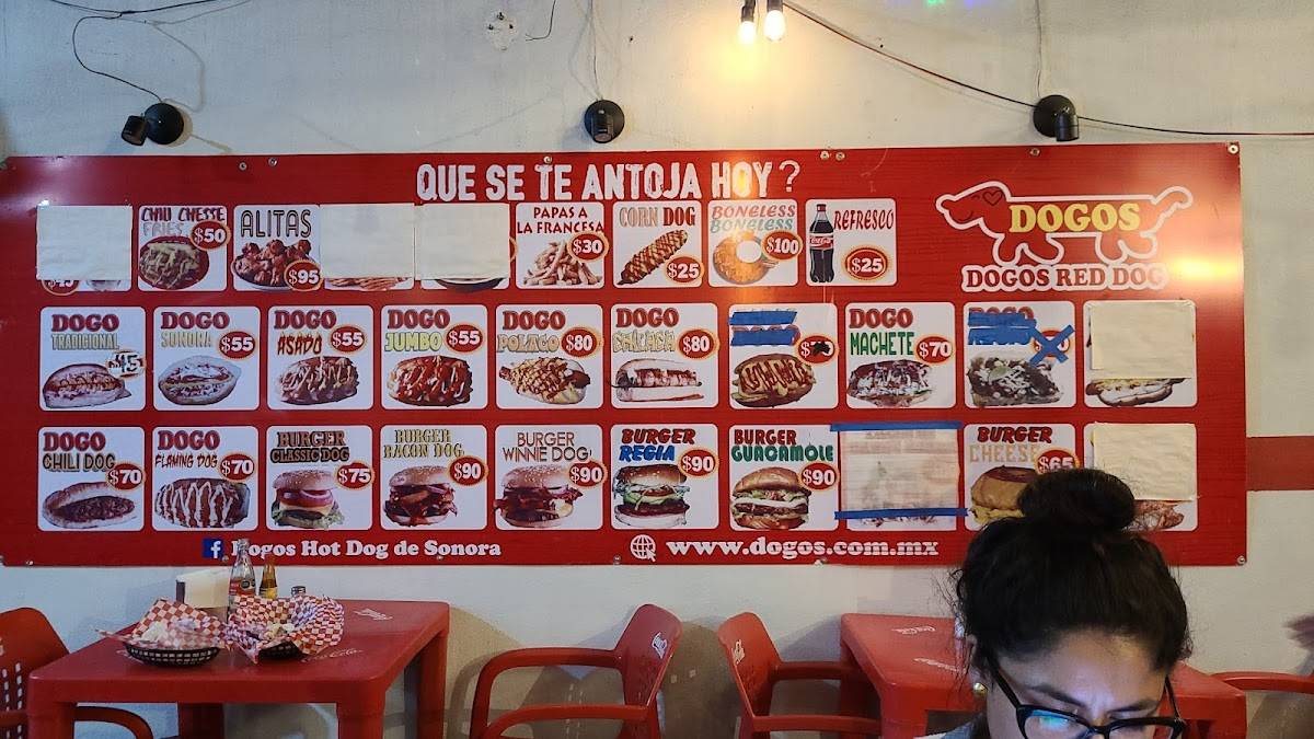 Carta del restaurante Dogos Red Dog Sucursal Mitras, Monterrey, Jordan 2050