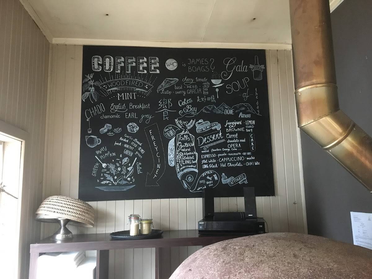 Menu at Geographe Restaurant and Espresso Bar, Coles Bay
