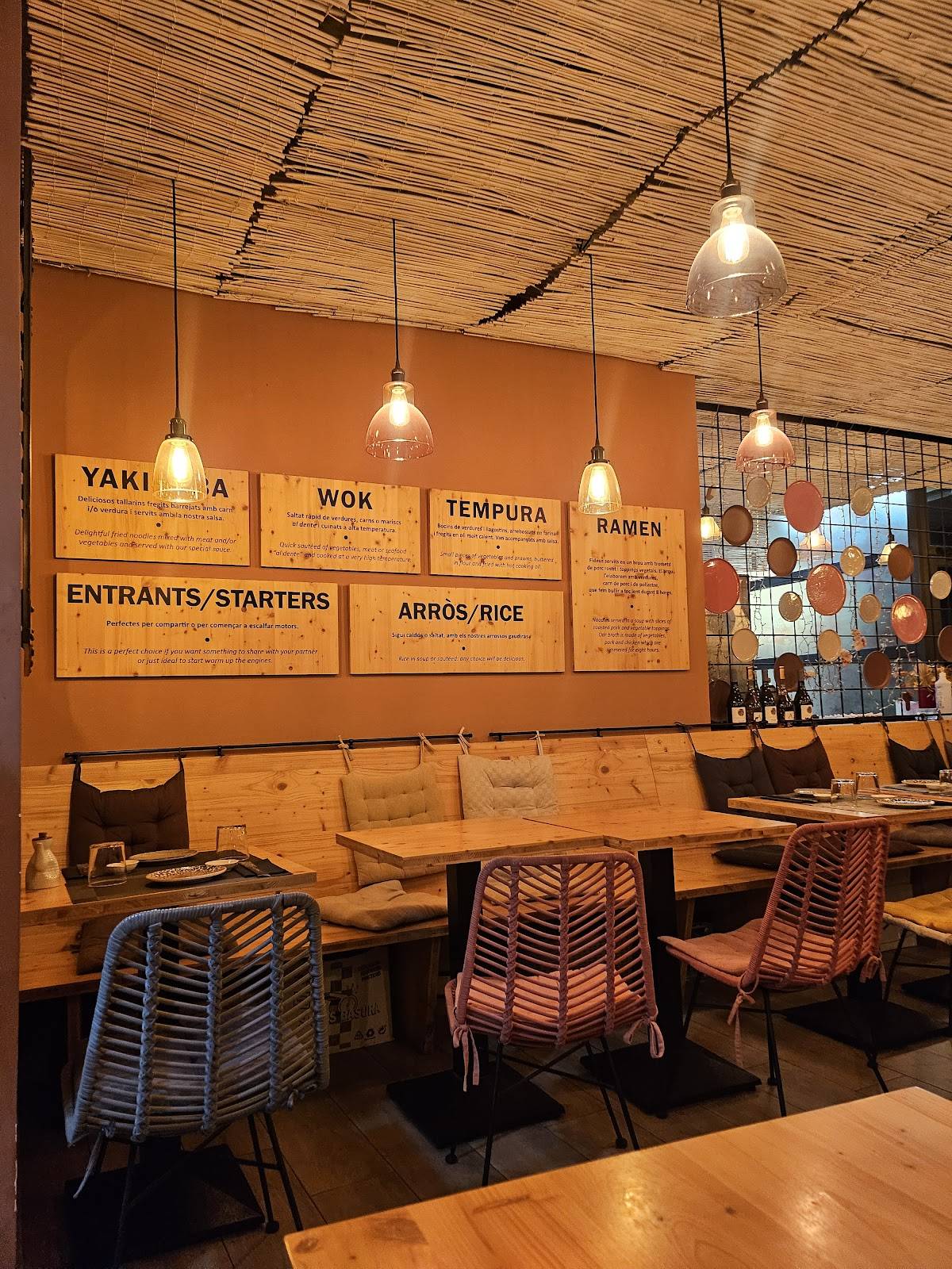 Carta de 隱食 - Yinshi Restaurant Asiàtic, Barcelona