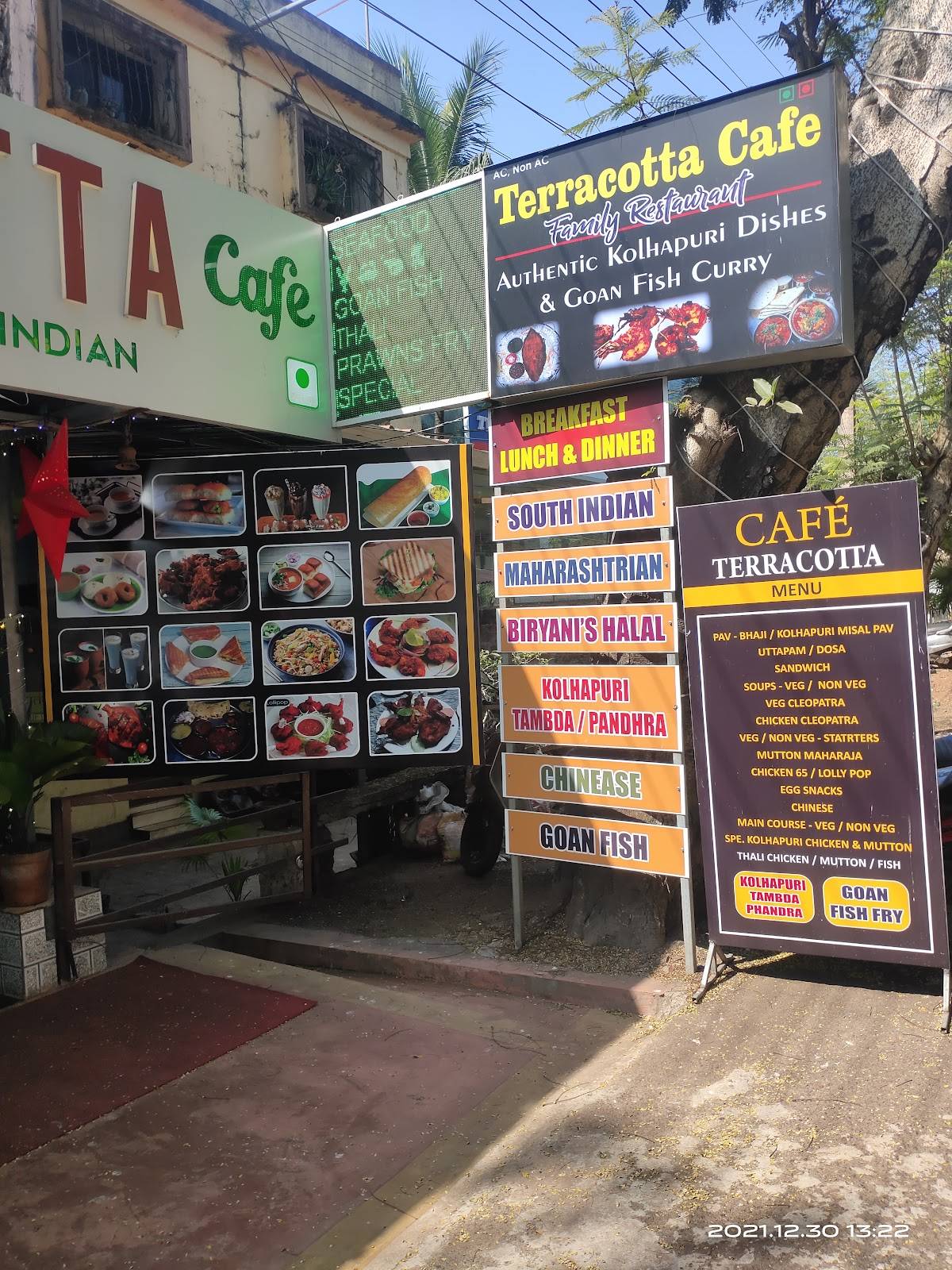 Menu at Terracotta Cafe, Reis Magos