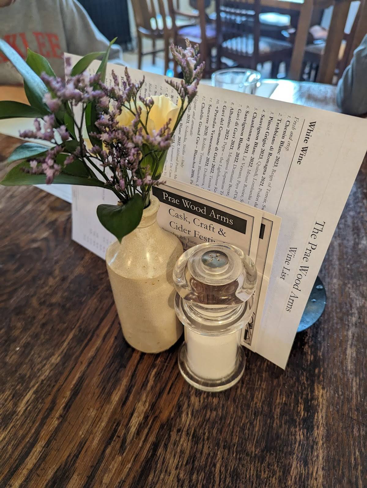 Menu at The Prae Wood Arms pub & bar, St Albans
