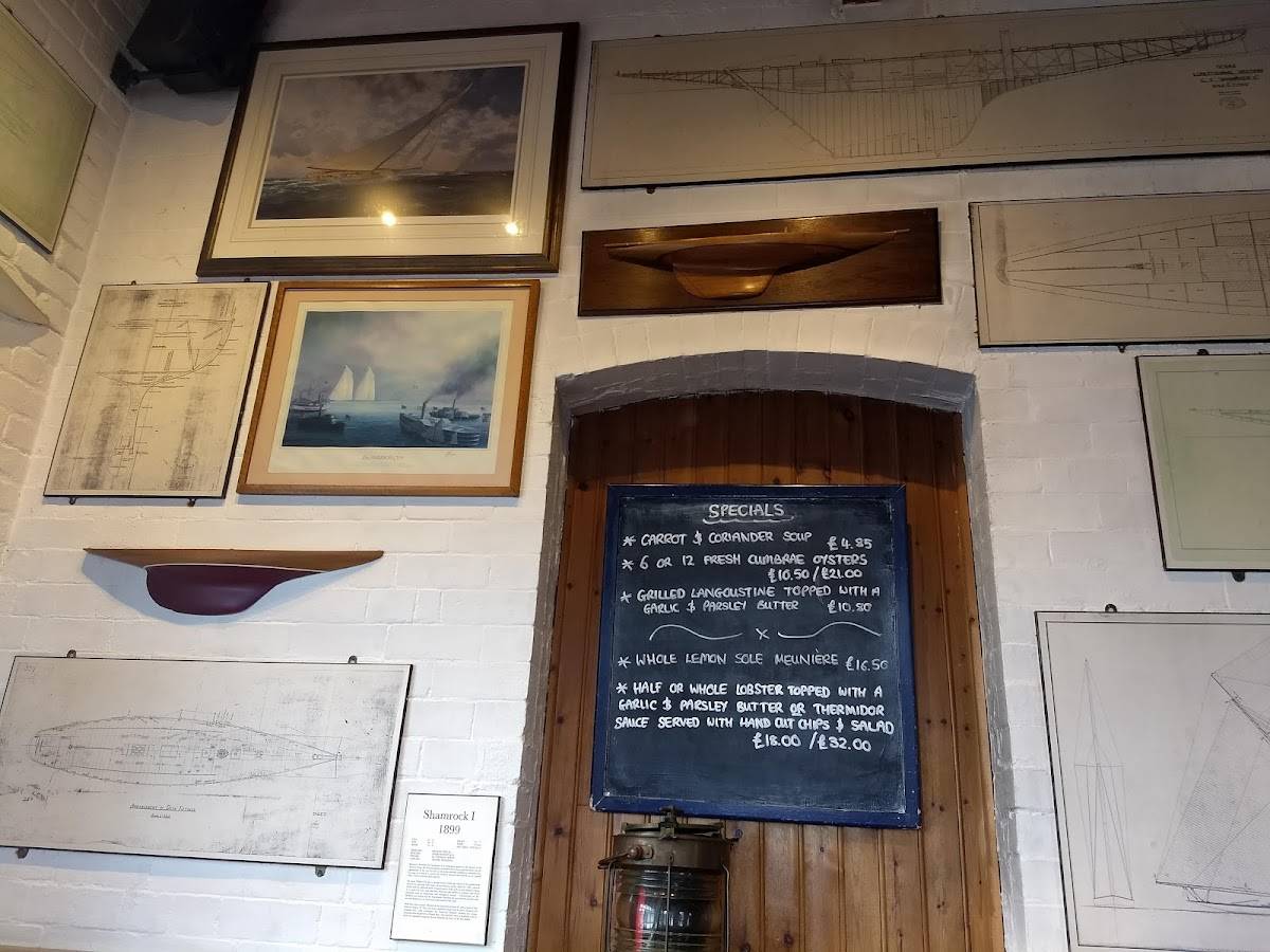 Menu at The Wee Hurrie fast food, Troon