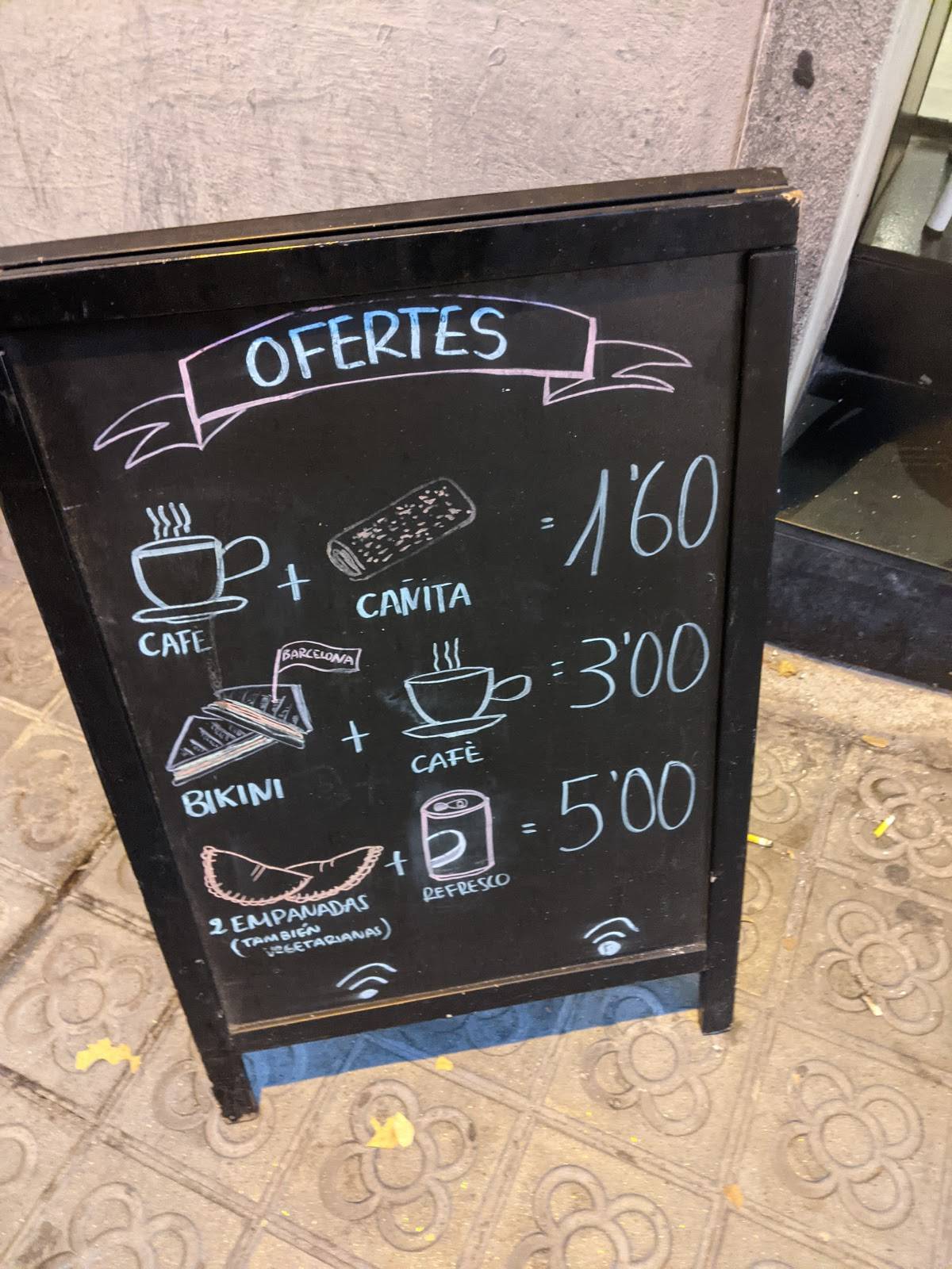 Menu at Vivari Coffee & Bakery, Barcelona, Via Laietana