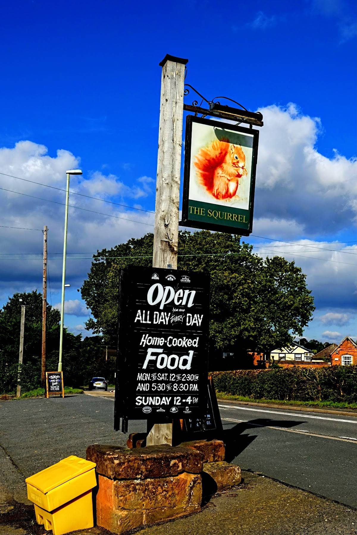 Menu at The Squirrel pub & bar, Highley, Kidderminster Rd Alveley