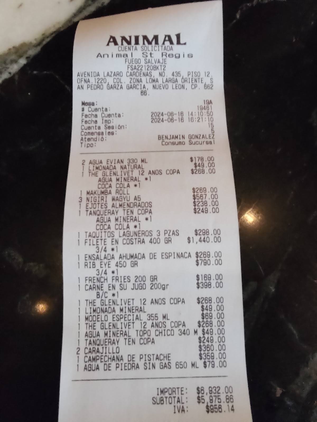 Menu at Animal St. Regis restaurant, Ciudad López Mateos
