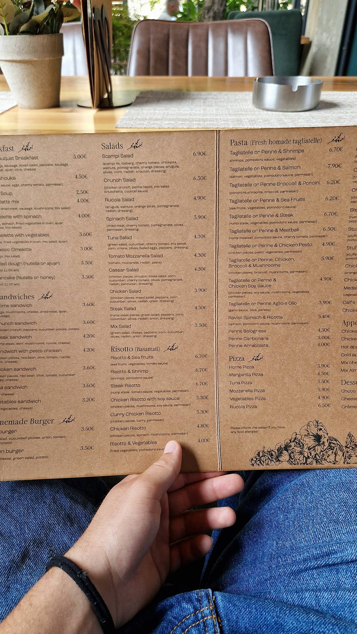 Menu au Bon Bouquet Café & Lounge, Pristina