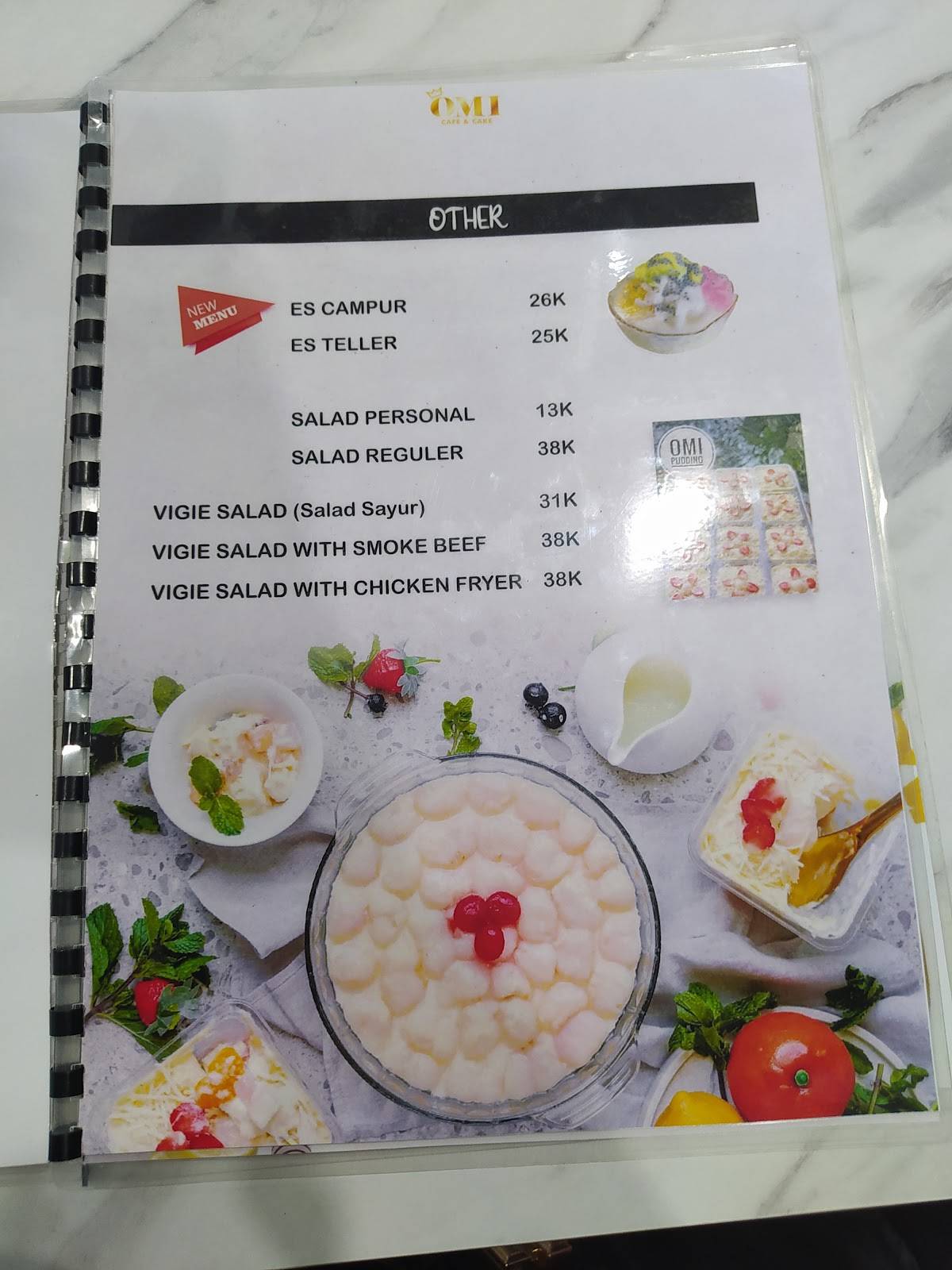 Menu at Omi cafe and cake, Sidoarjo