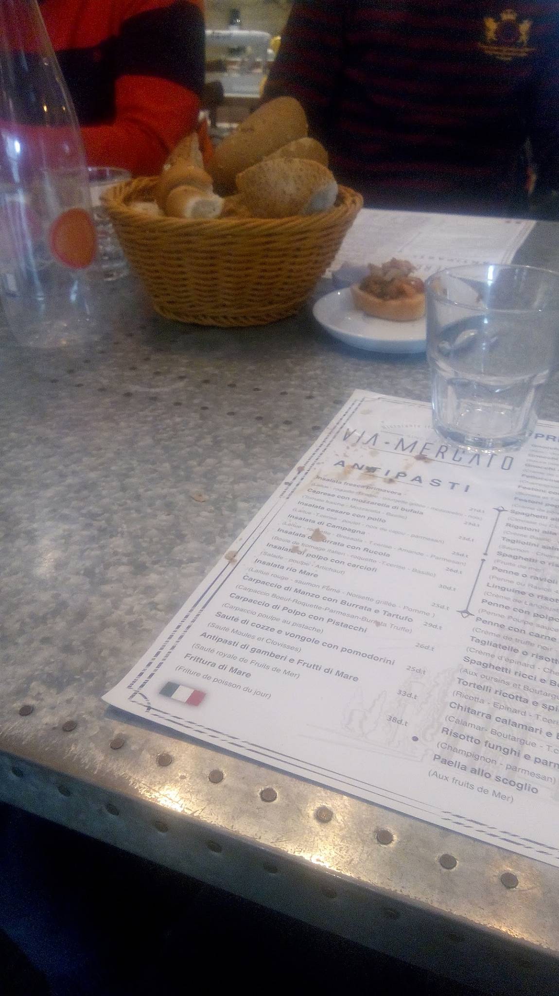 Menu au Restaurant Via Mercato Lac 2, Tunis, R7X9+6WG