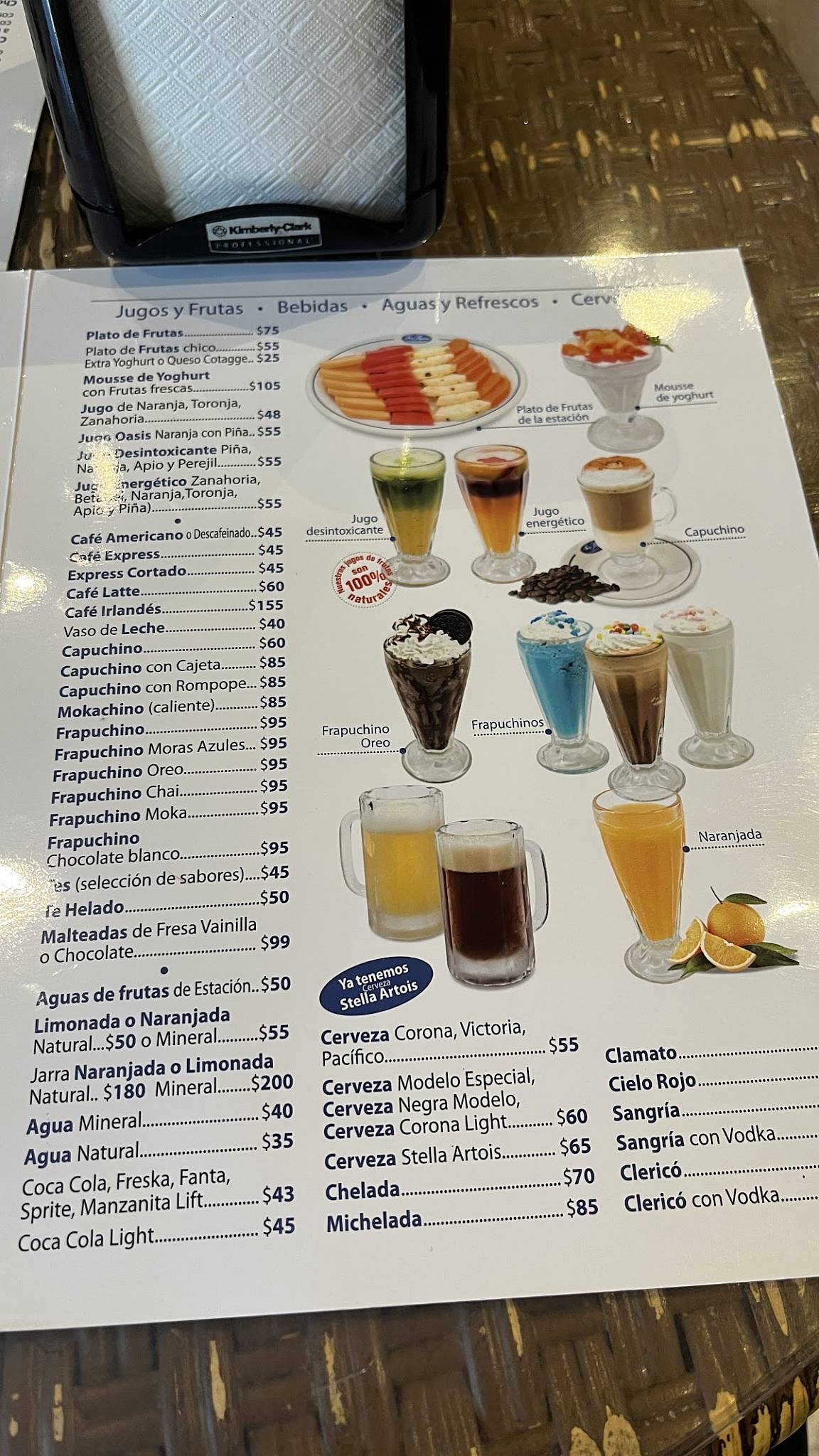 Menu at Chocolates y Churros San Agustín cafe, San Miguel de Allende