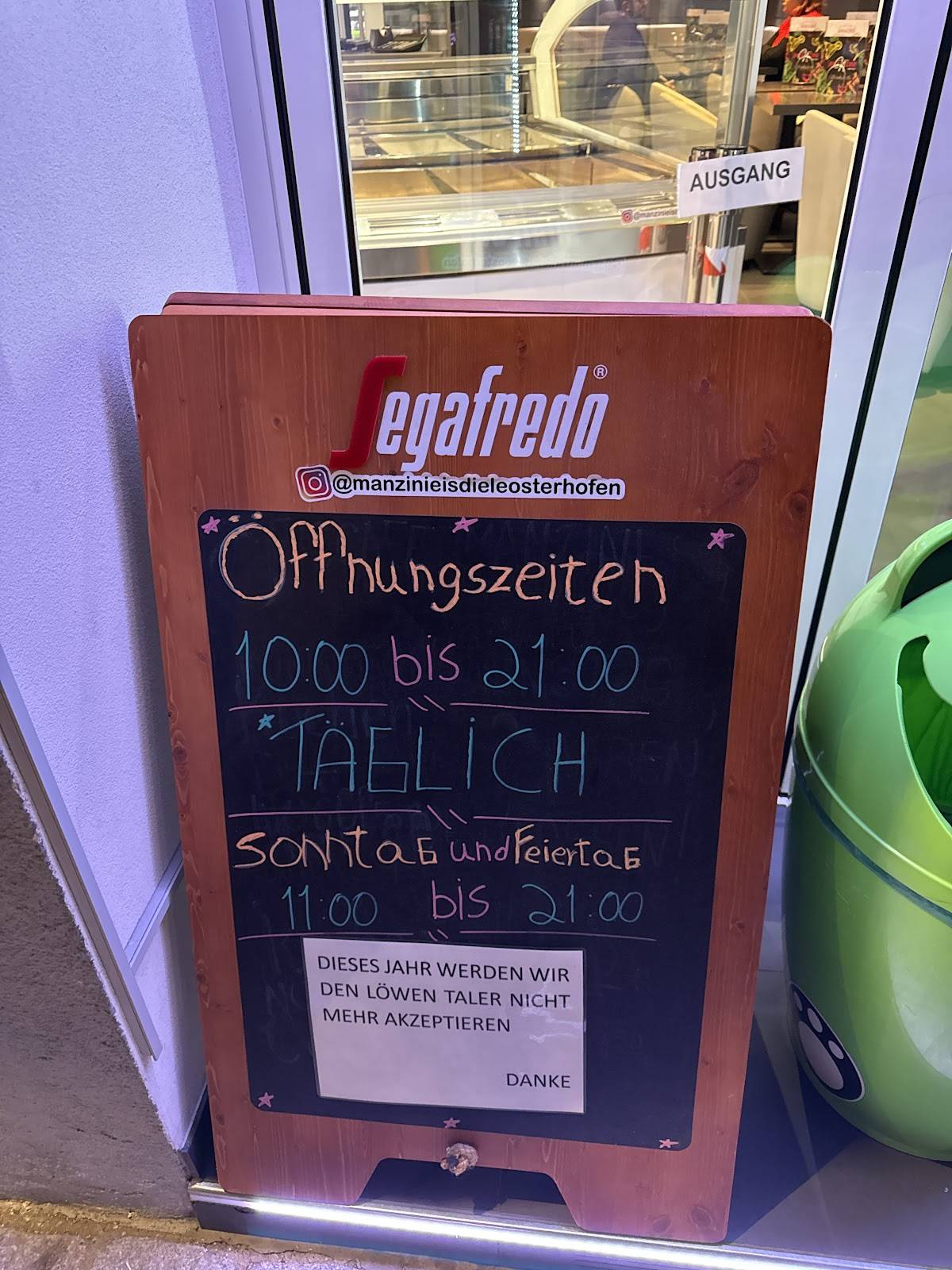 Menu au Eisdiele Bistro Manzini, Osterhofen