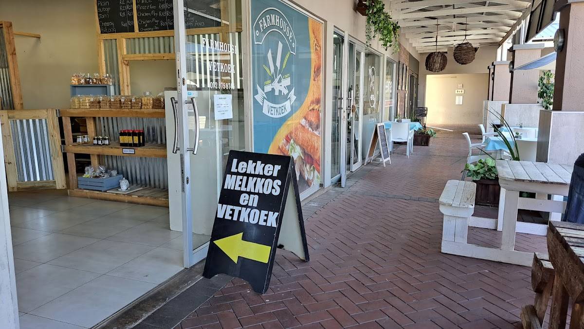 Menu at Farmhouse Vetkoek restaurant, Pretoria, Braam Pretorius St