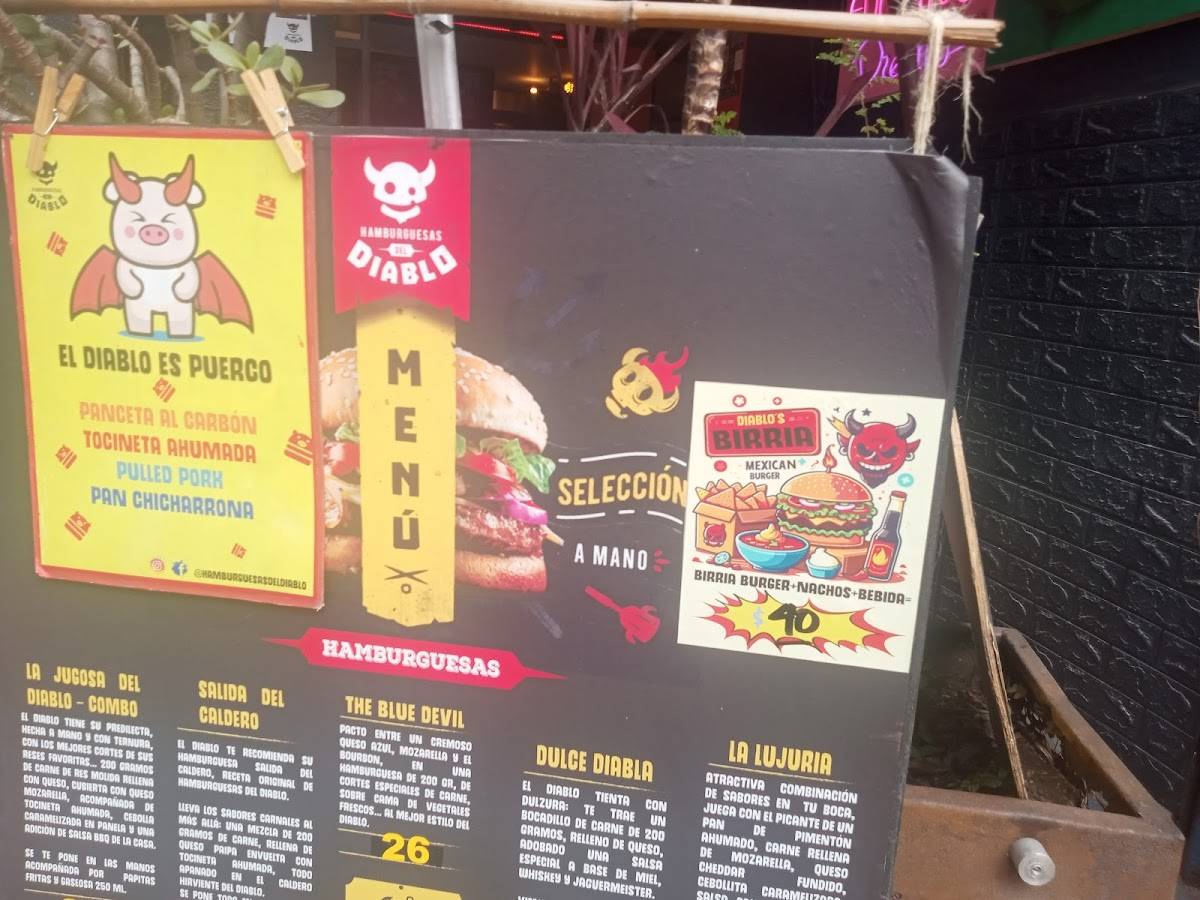 Menu at Hamburguesas del Diablo restaurant, Bogotá, Local esquinero