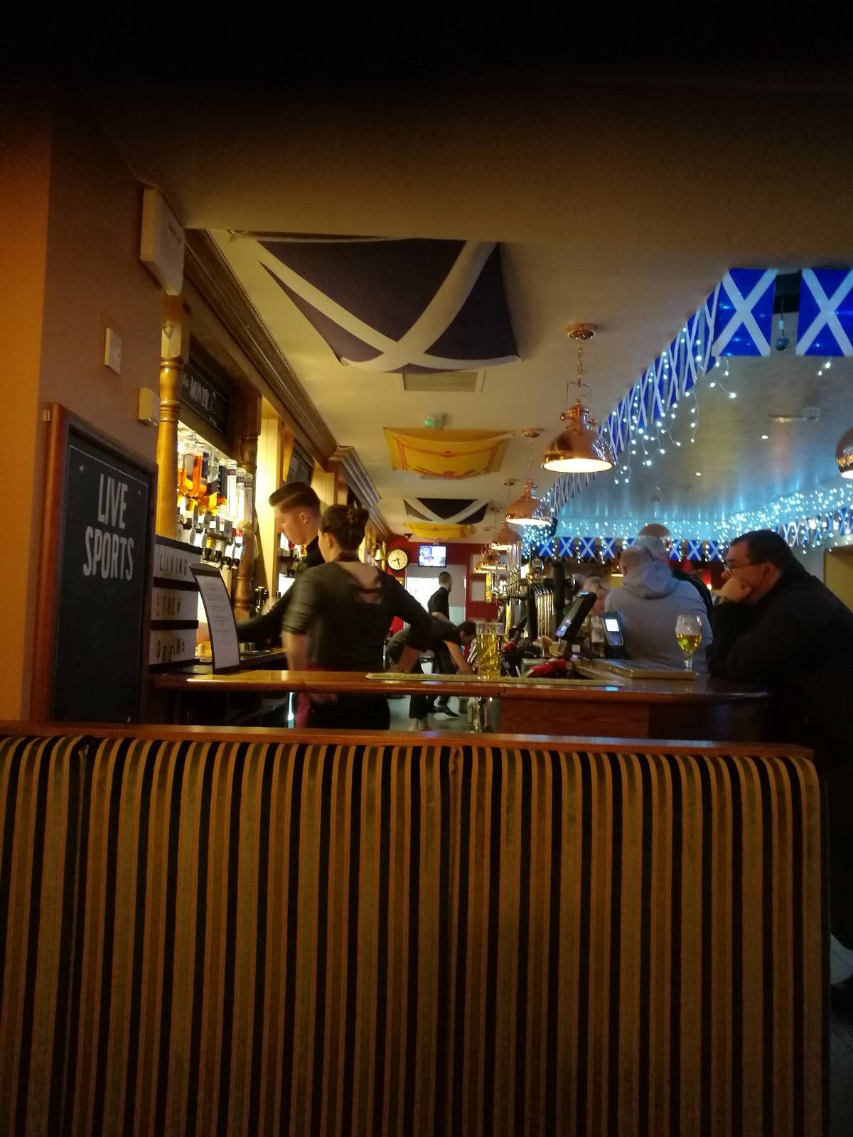 Menu at Harbour Lights pub & bar, Irvine, 6 Harbour St
