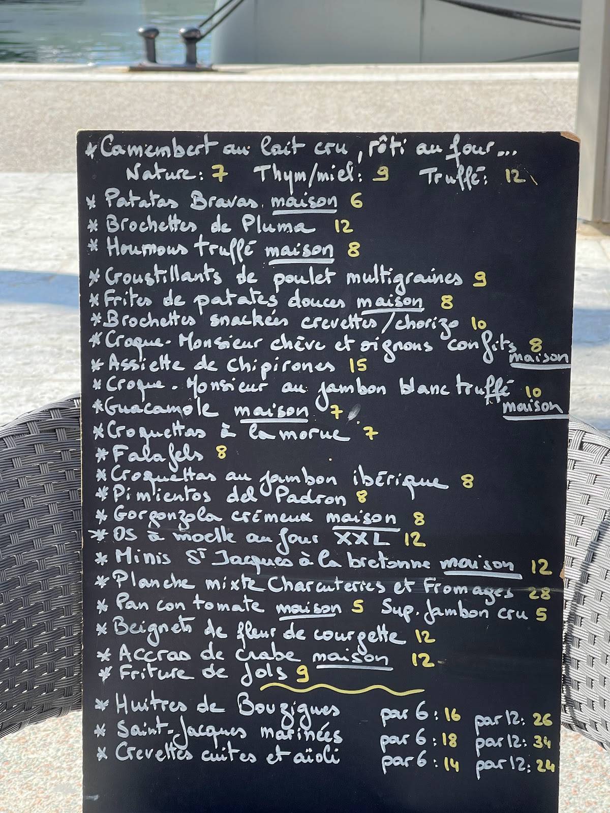 Menu au LE FLOW restaurant, La Grande-Motte
