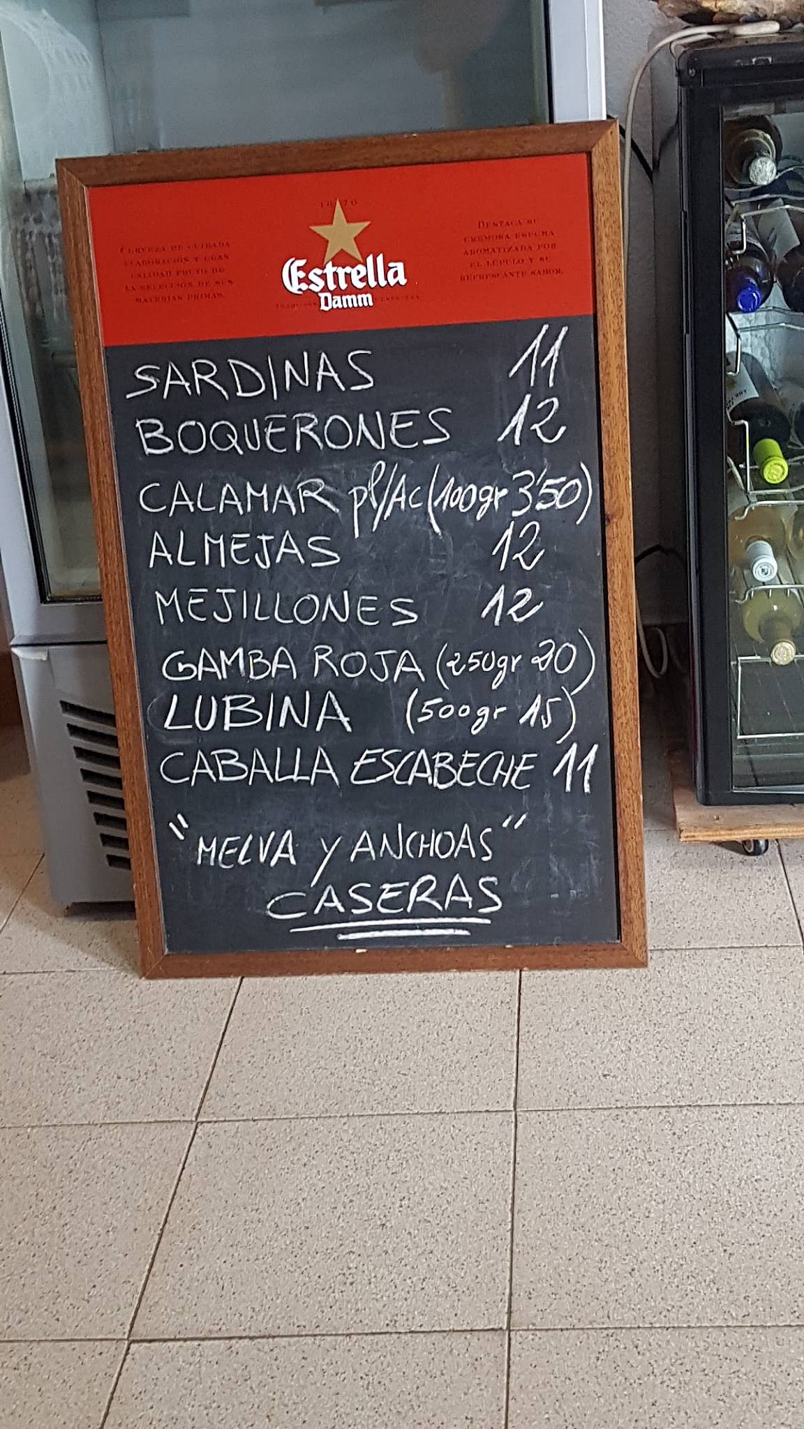 Carta del restaurante La Estrella, España, Calle Carr. Antigua del Faro