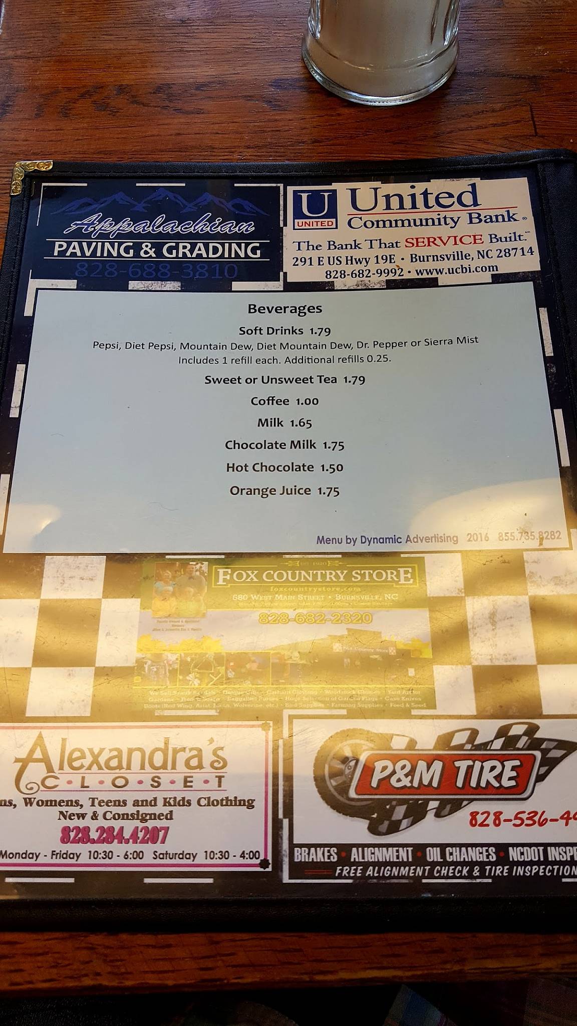 Menu at Lil' Smoky's restaurant, Burnsville
