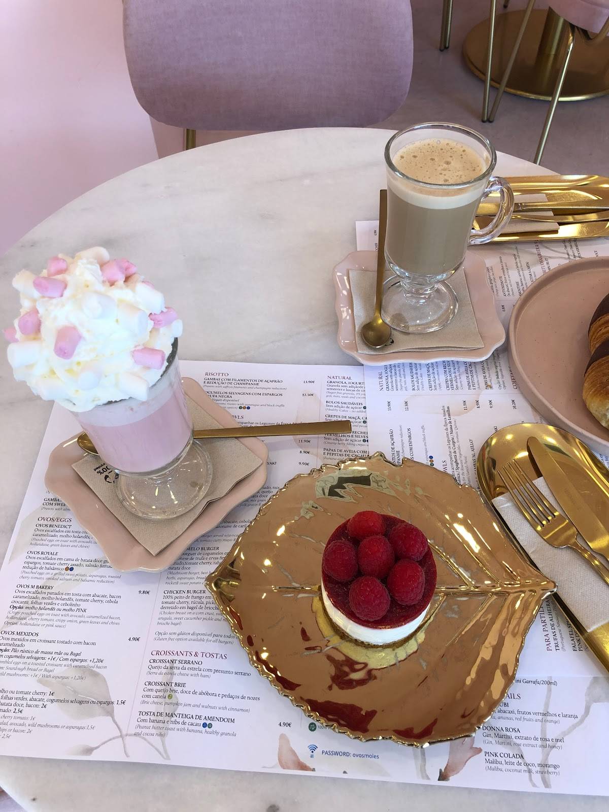 Menu em M Bakery Aveiro, Aveiro