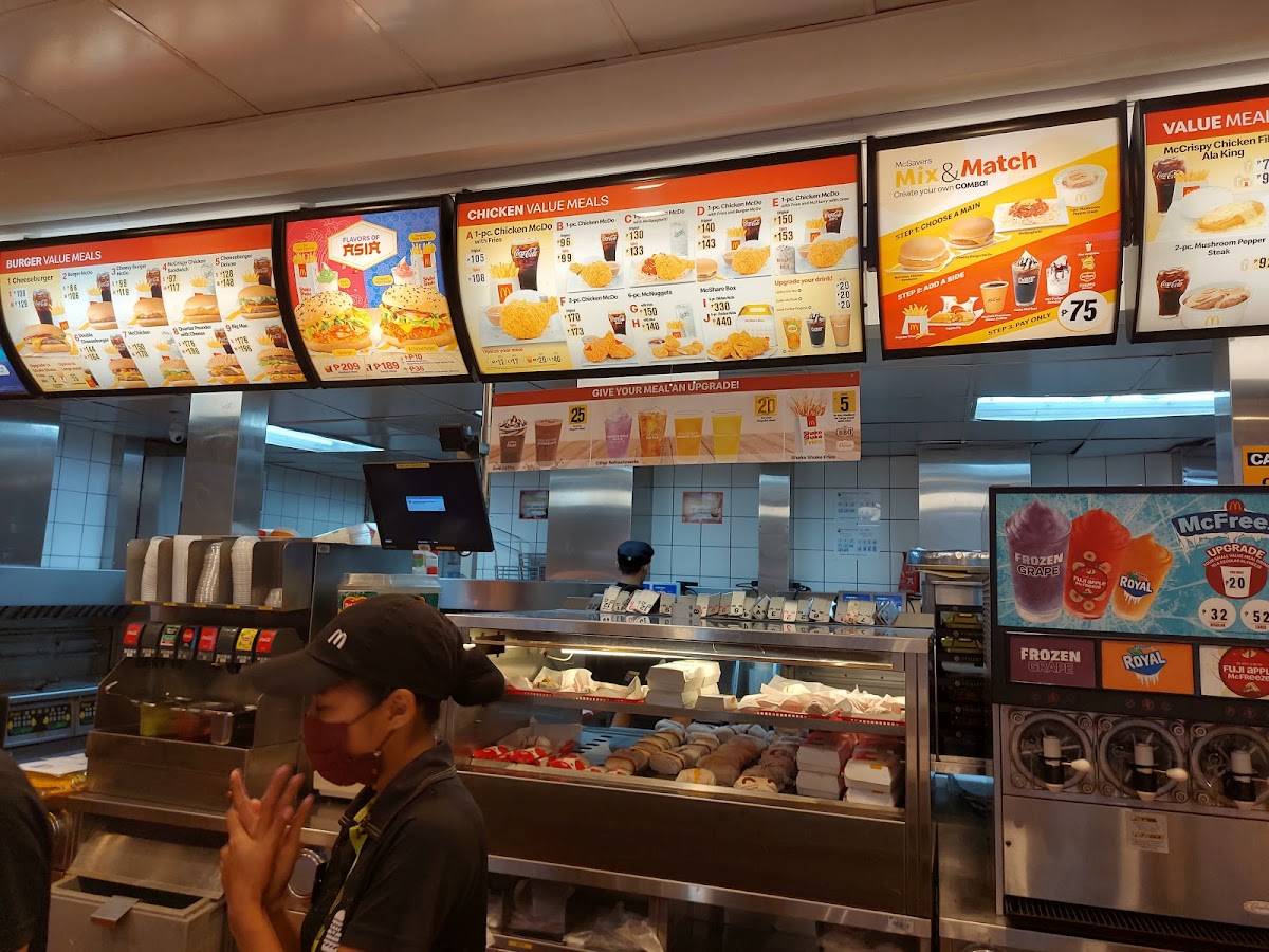 Menu at McDonald's SM Bacolod restaurant, Bacolod, SM City North Wing
