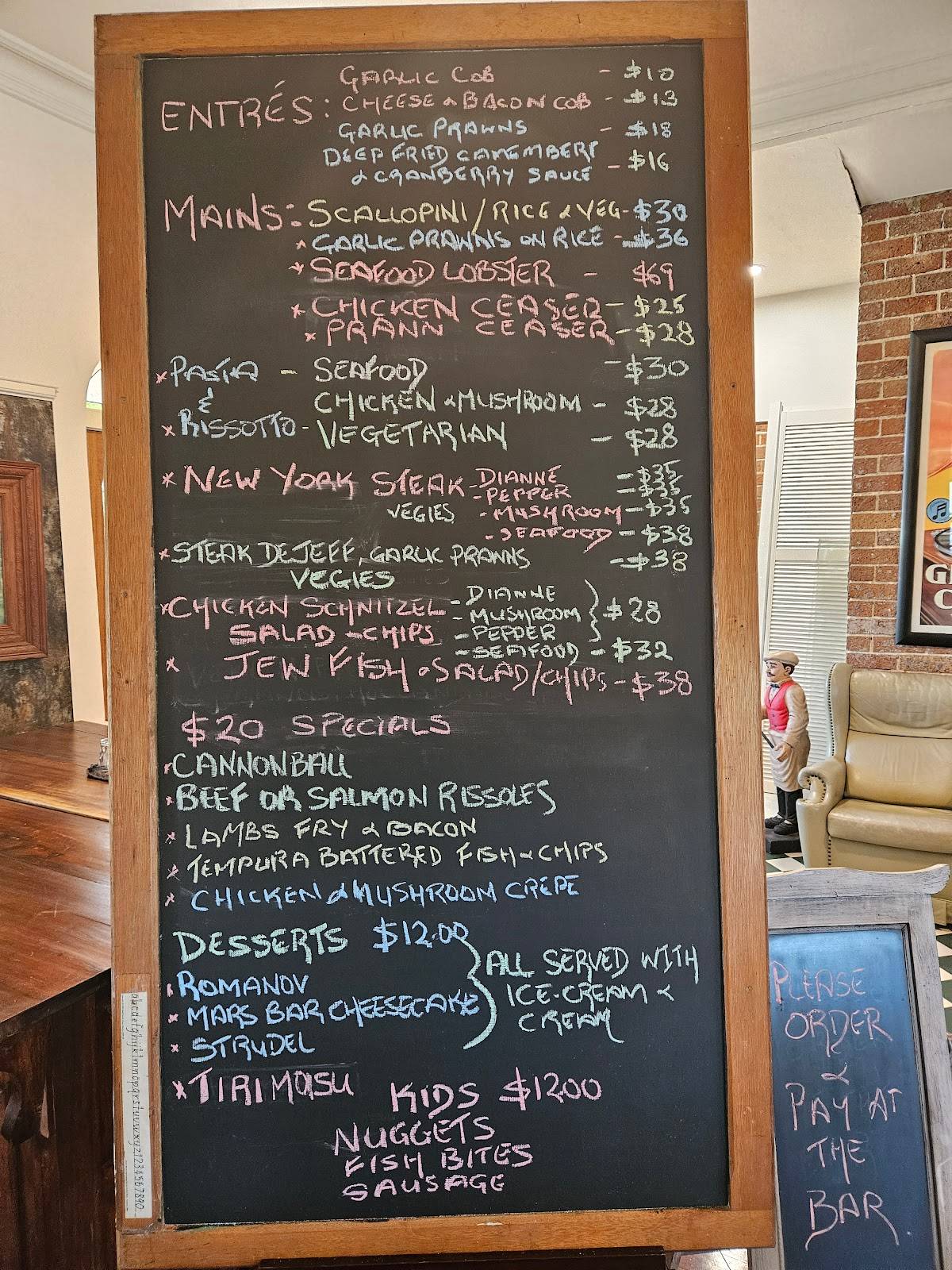 Menu at Minmi Courthouse restaurant, Minmi