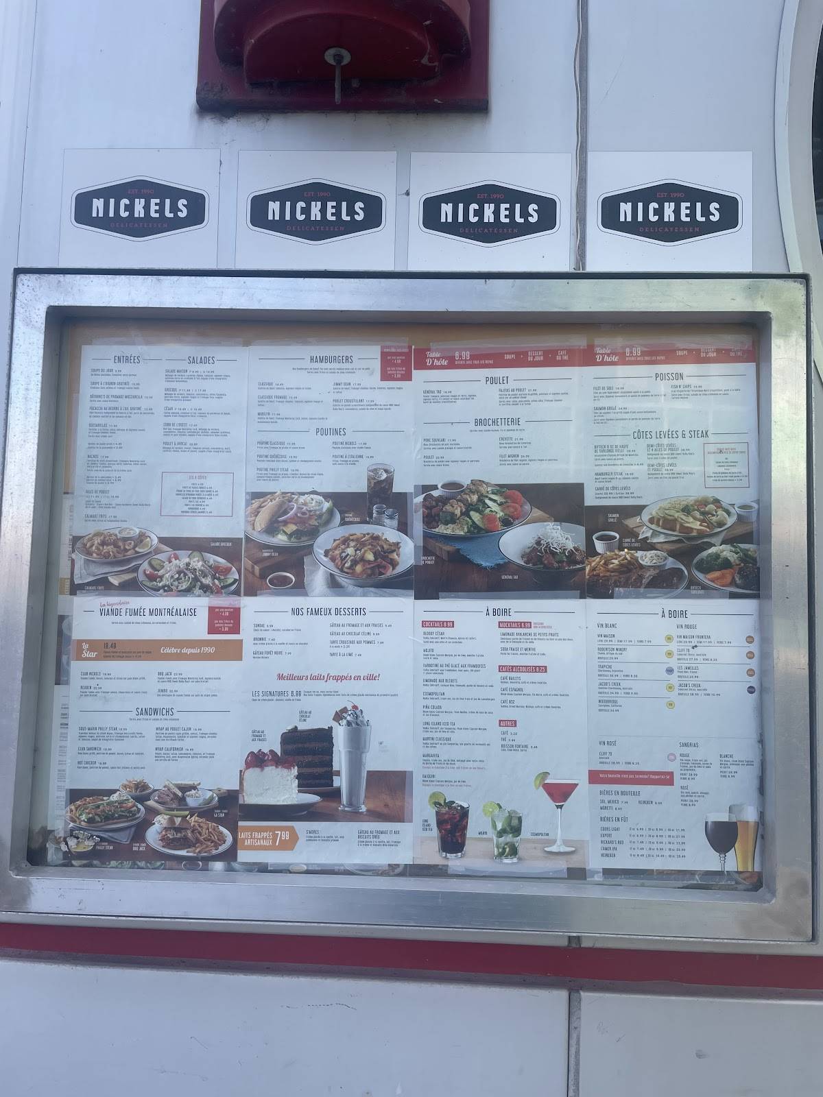 Menu au Nickels Deli restaurant, Montréal, Rue St-Hubert