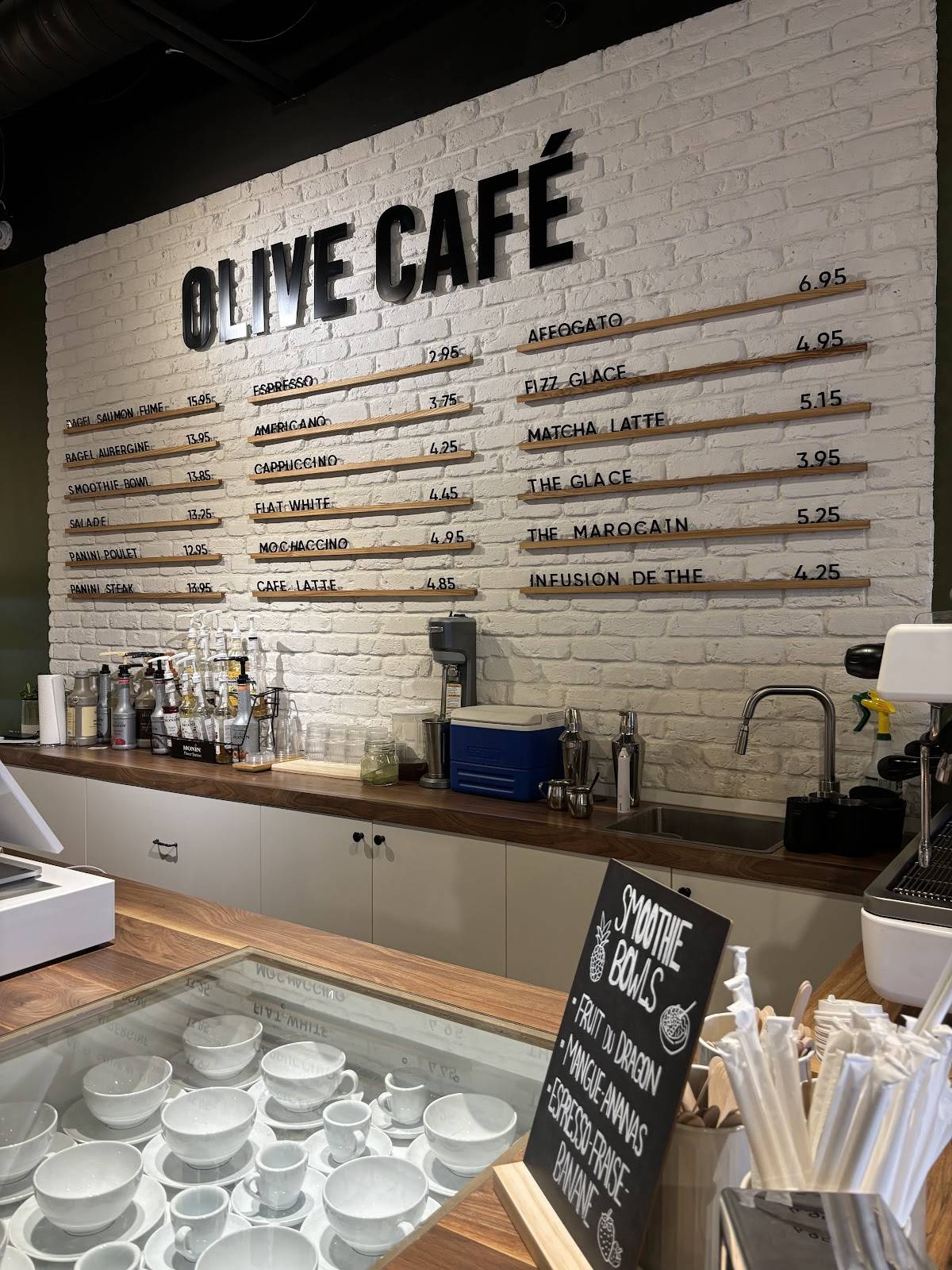Menu at Olive Café, Repentigny