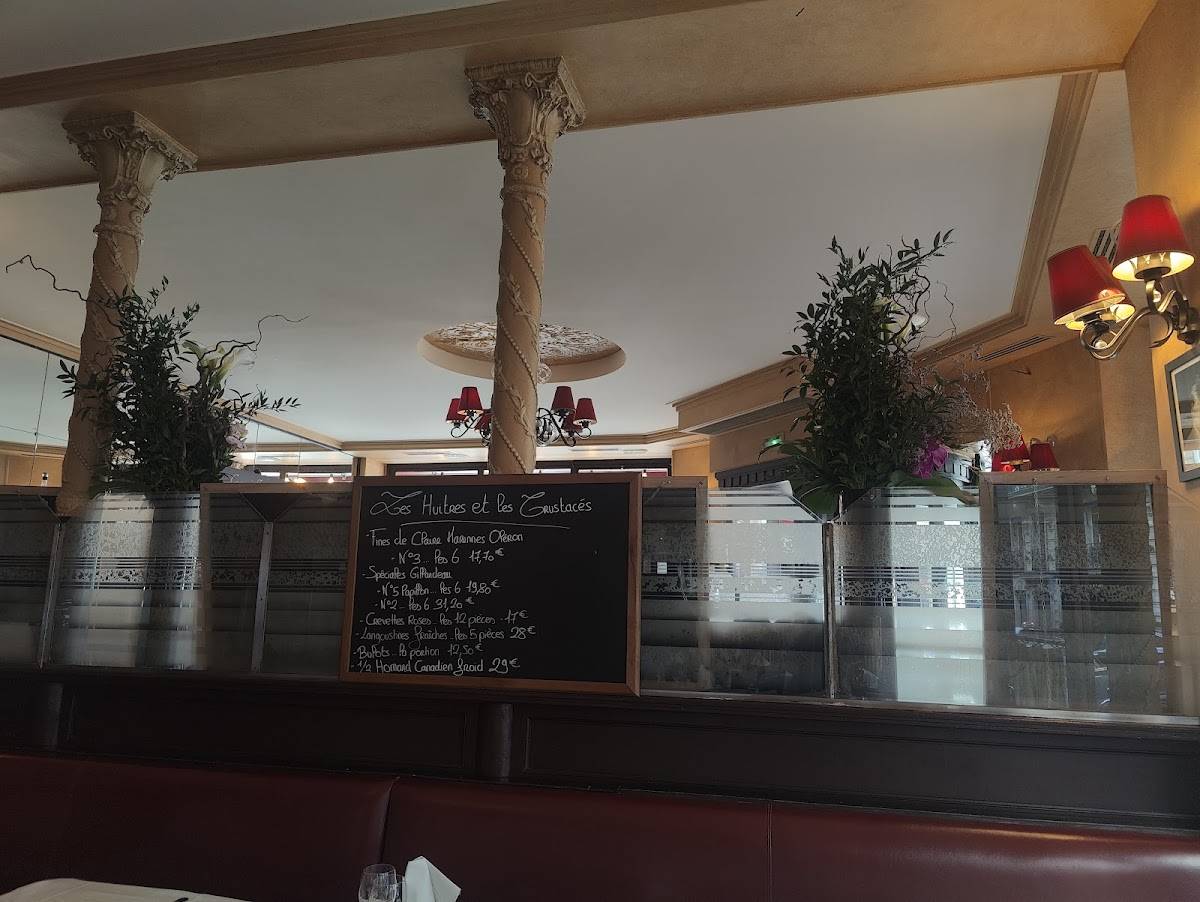 Menu at Chez André restaurant, Paris, 12 Rue Marbeuf