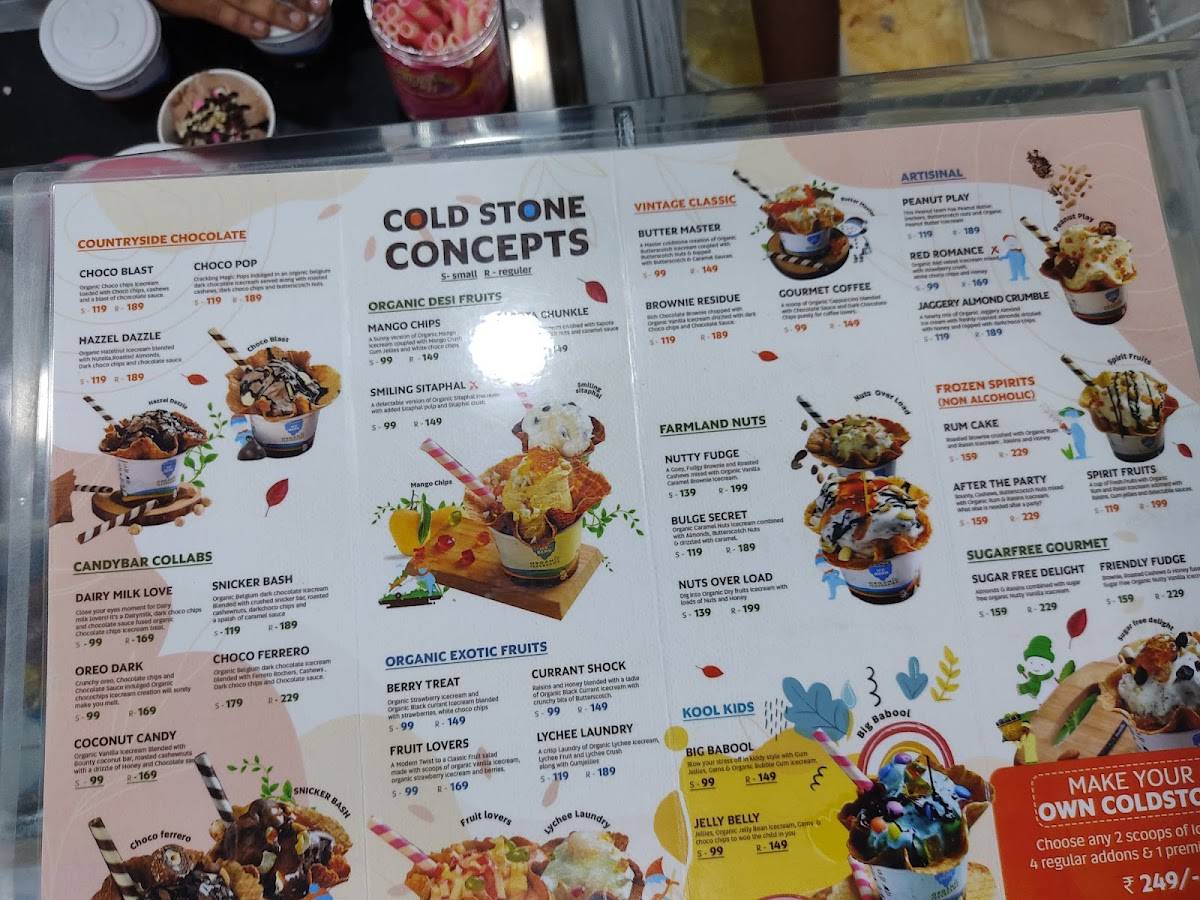 Menu at Iceberg Organic Icecreams, Pilerne