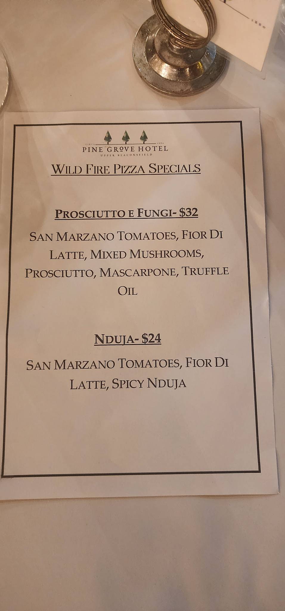 Menu at Pine Grove Hotel restaurant, Beaconsfield Upper