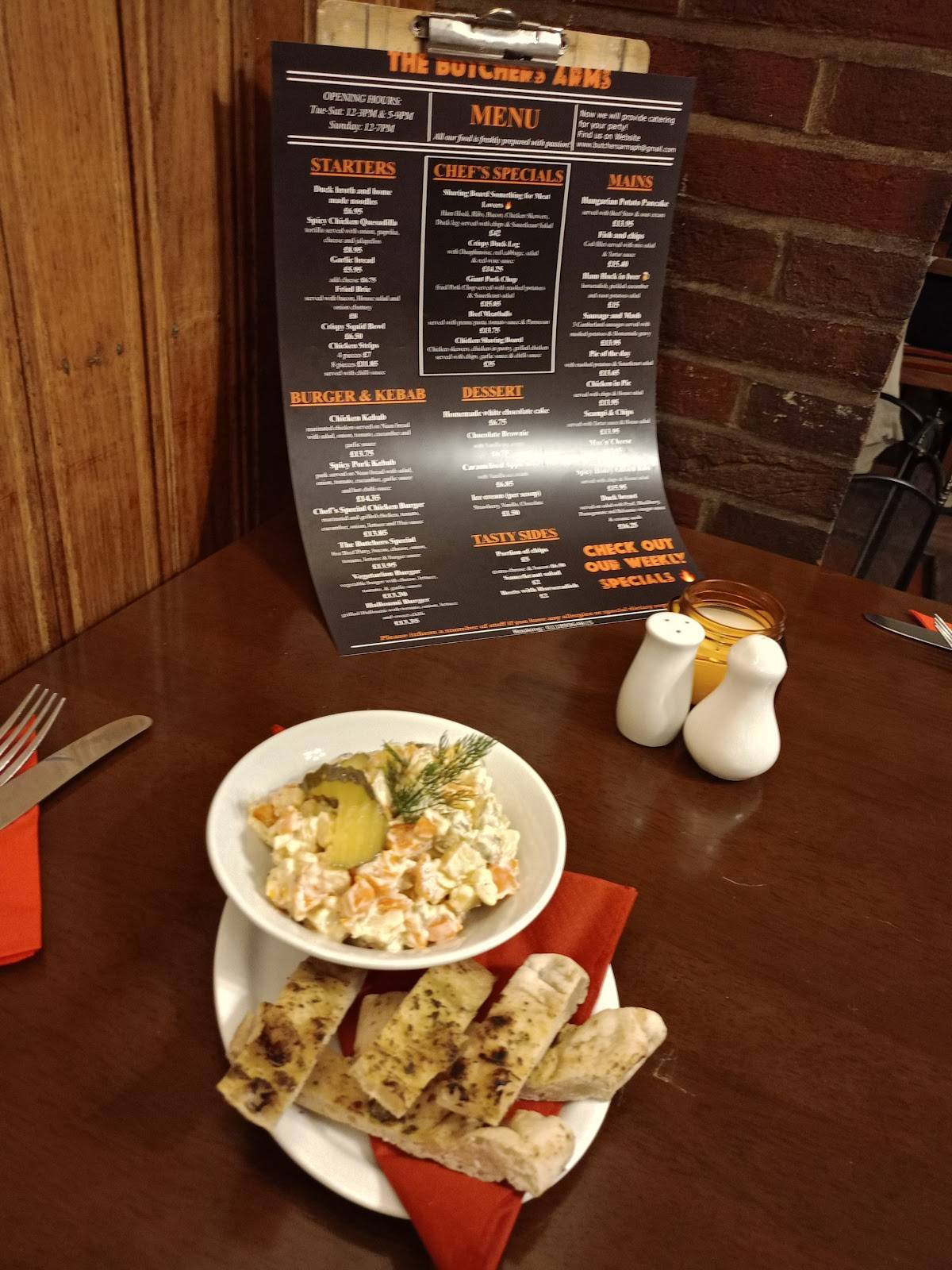 Menu at The Butchers Arms pub & bar, Reading, Blounts Ct Rd